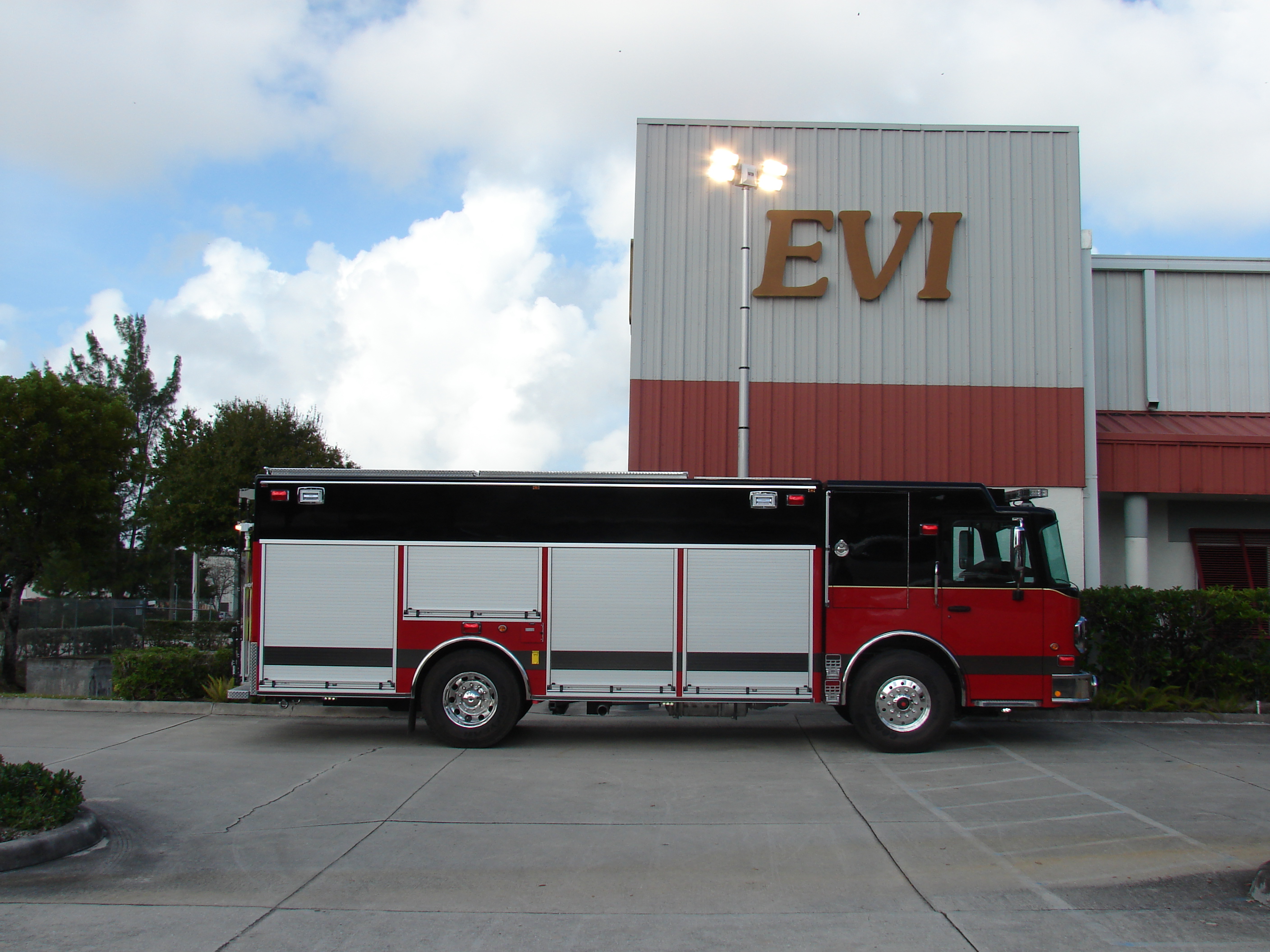 Walk Around Heavy Rescue - Richmond Fire Dept. | EVI