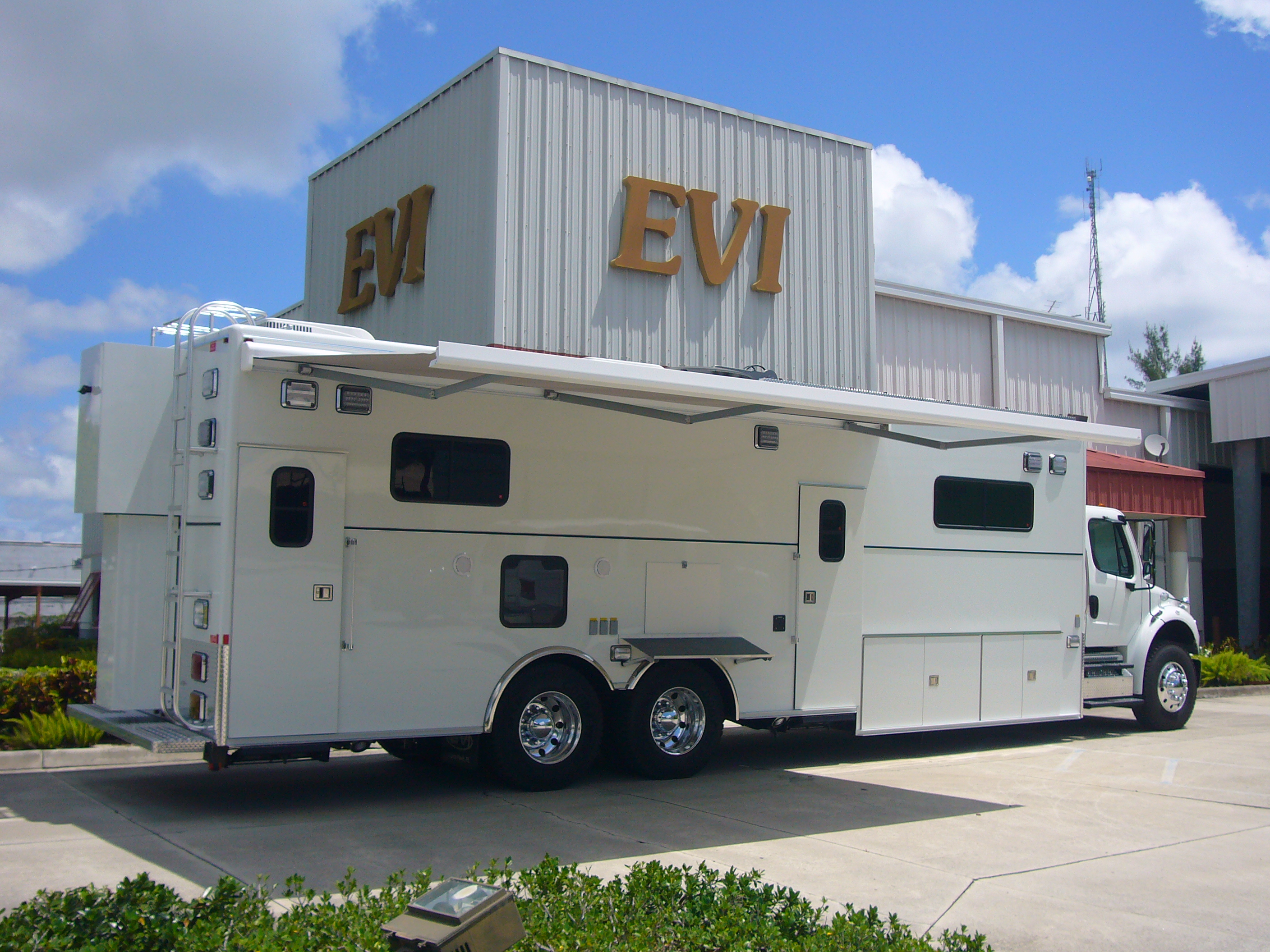 Mobile Communication / Command Vehicle - Seacoast Chief Fire | EVI