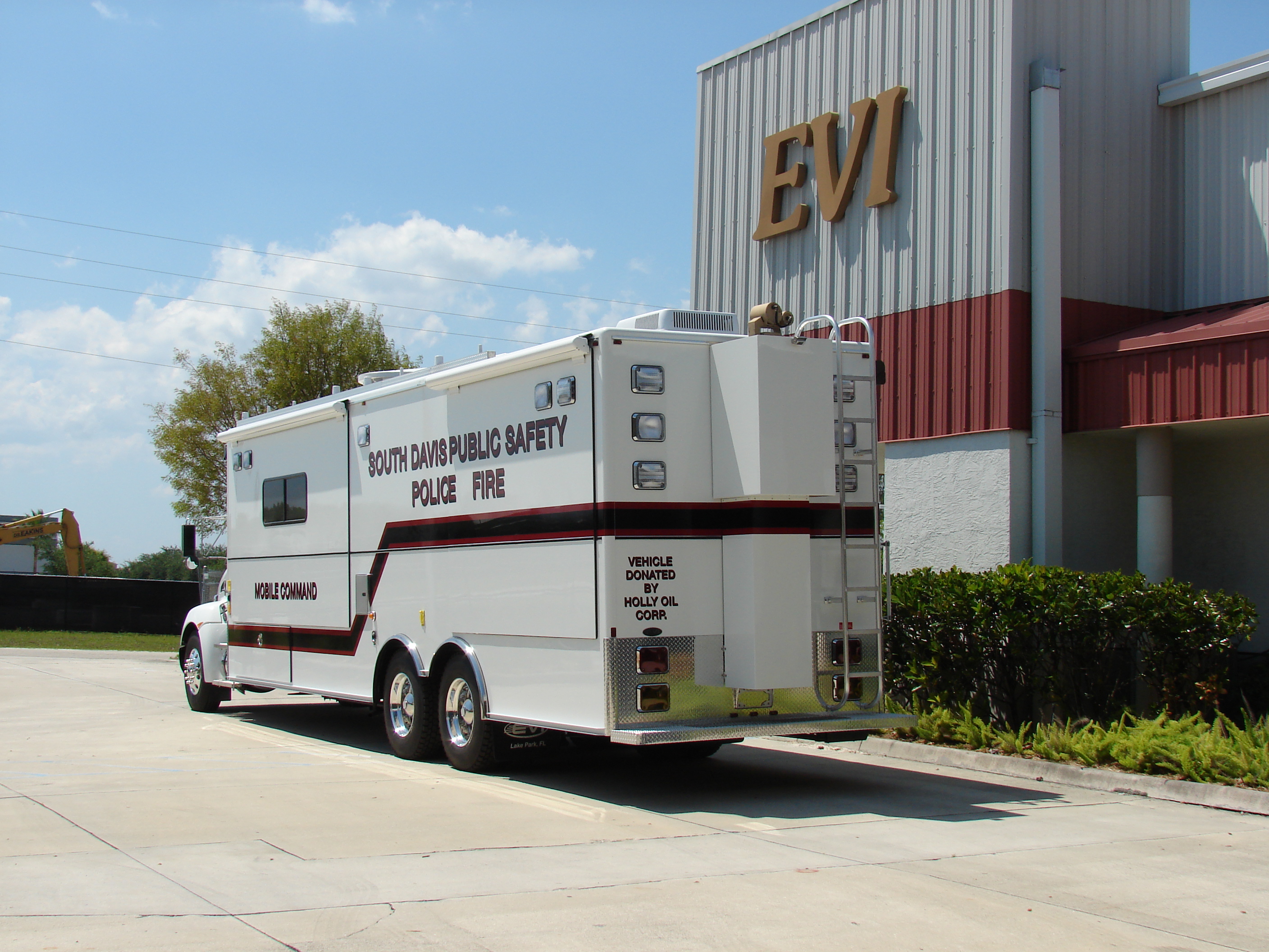 Mobile Command Vehicle Fire/Police - S. Davis Metro Fire | EVI