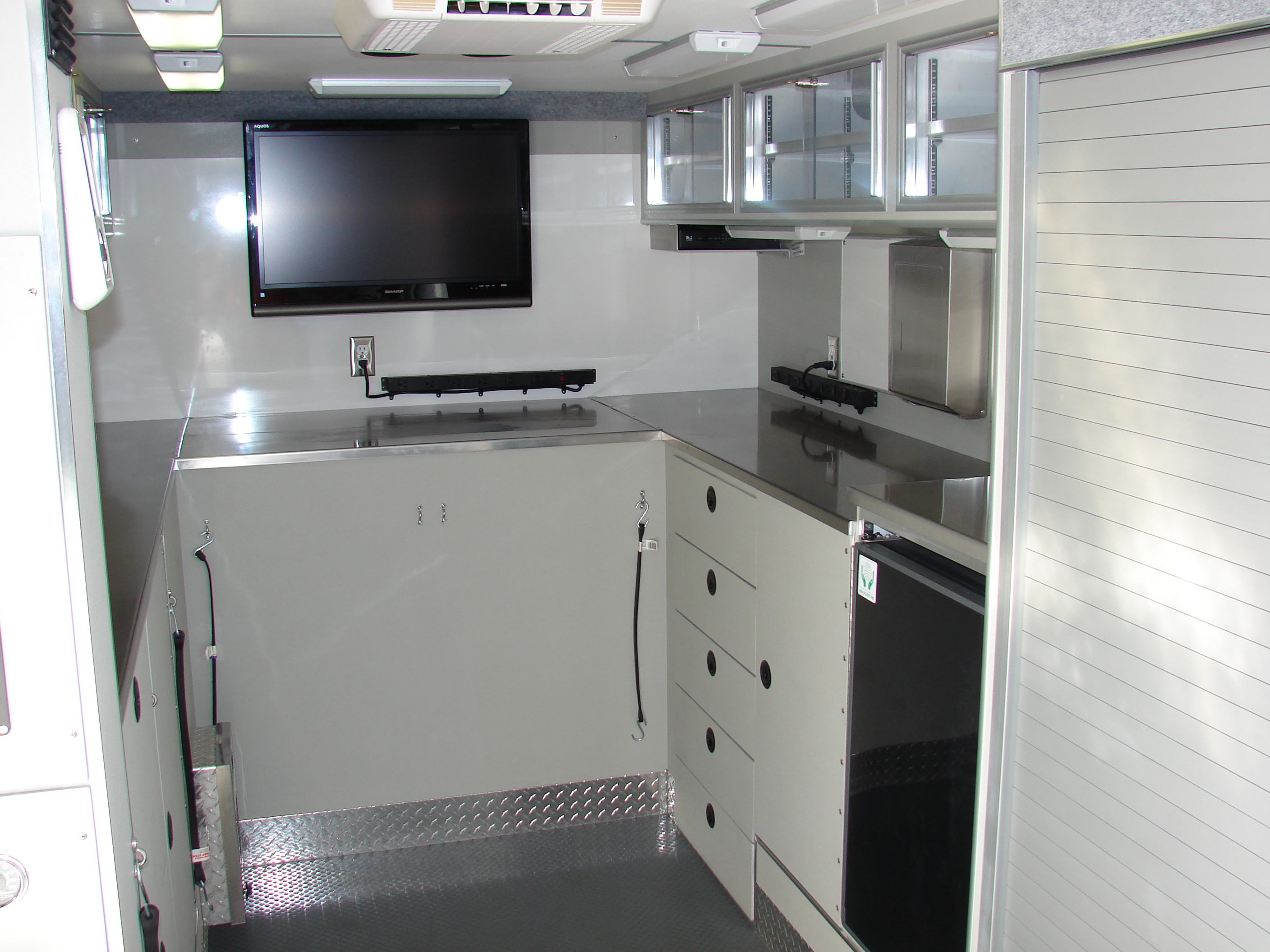 Crime Scene Squad Vehicle - Connecticut State Police | EVI