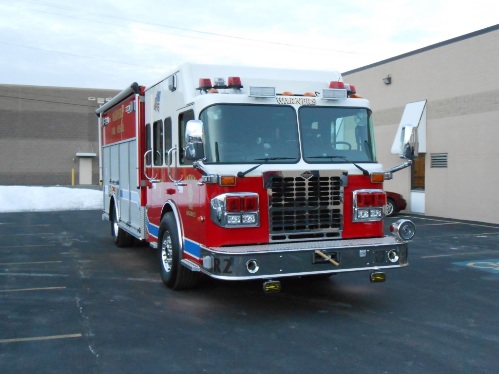 Medium Rescues Apparatus 17-Ft. - Warners Fire Department | EVI