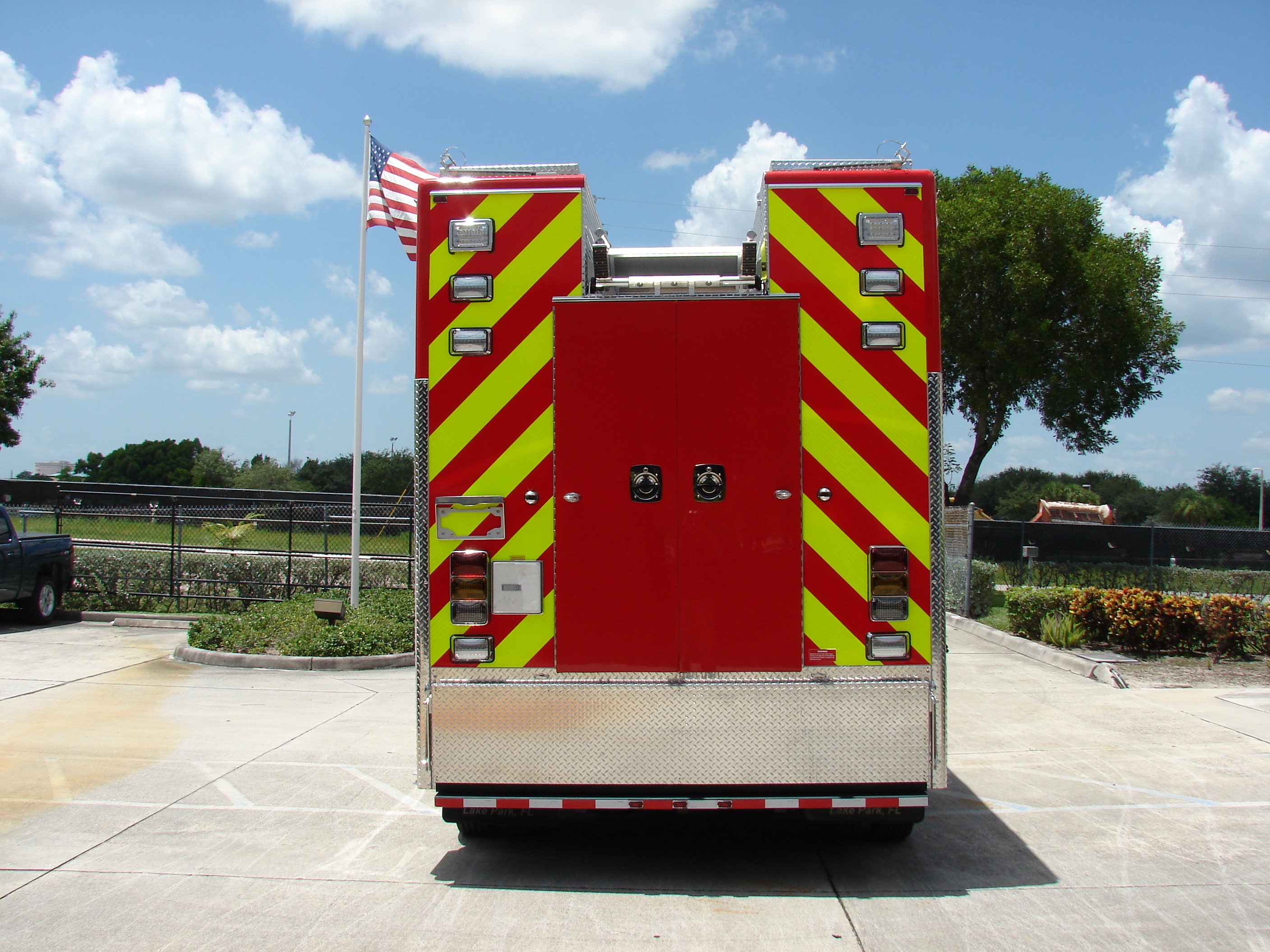 EVI Custom Specialty Vehicles | Los Angeles County Fire Department
