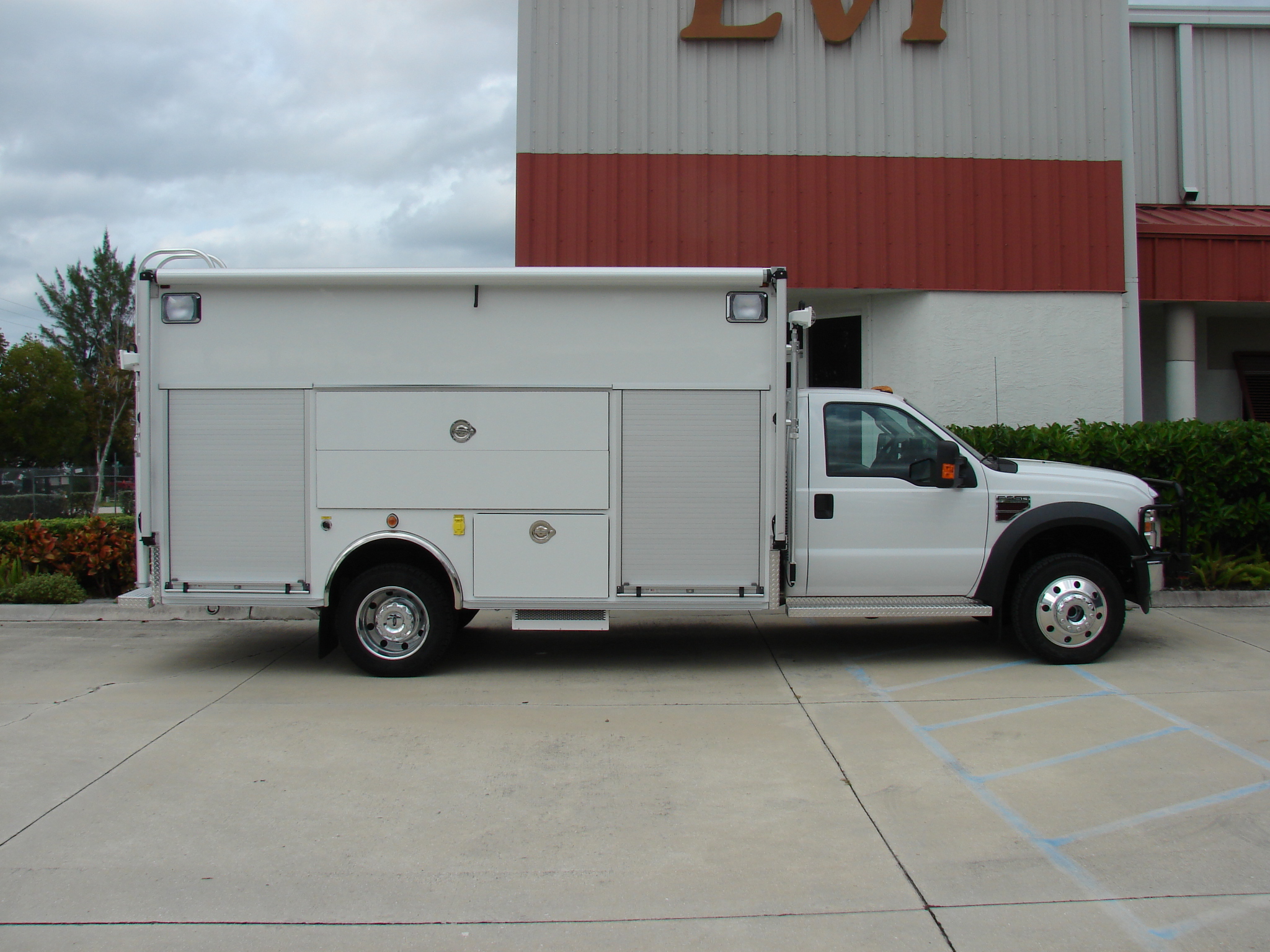 EVI Custom Specialty Vehicles | Drug Enforcement Administration (DEA)