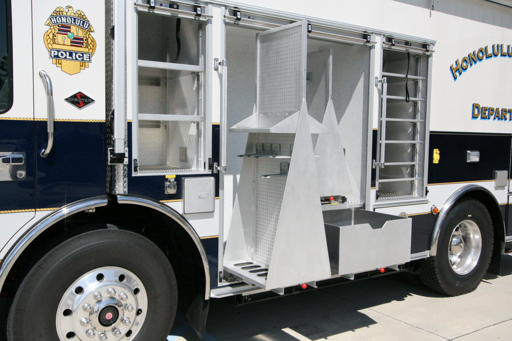 Tactical Command Vehicle - Honolulu Police Dept. | EVI