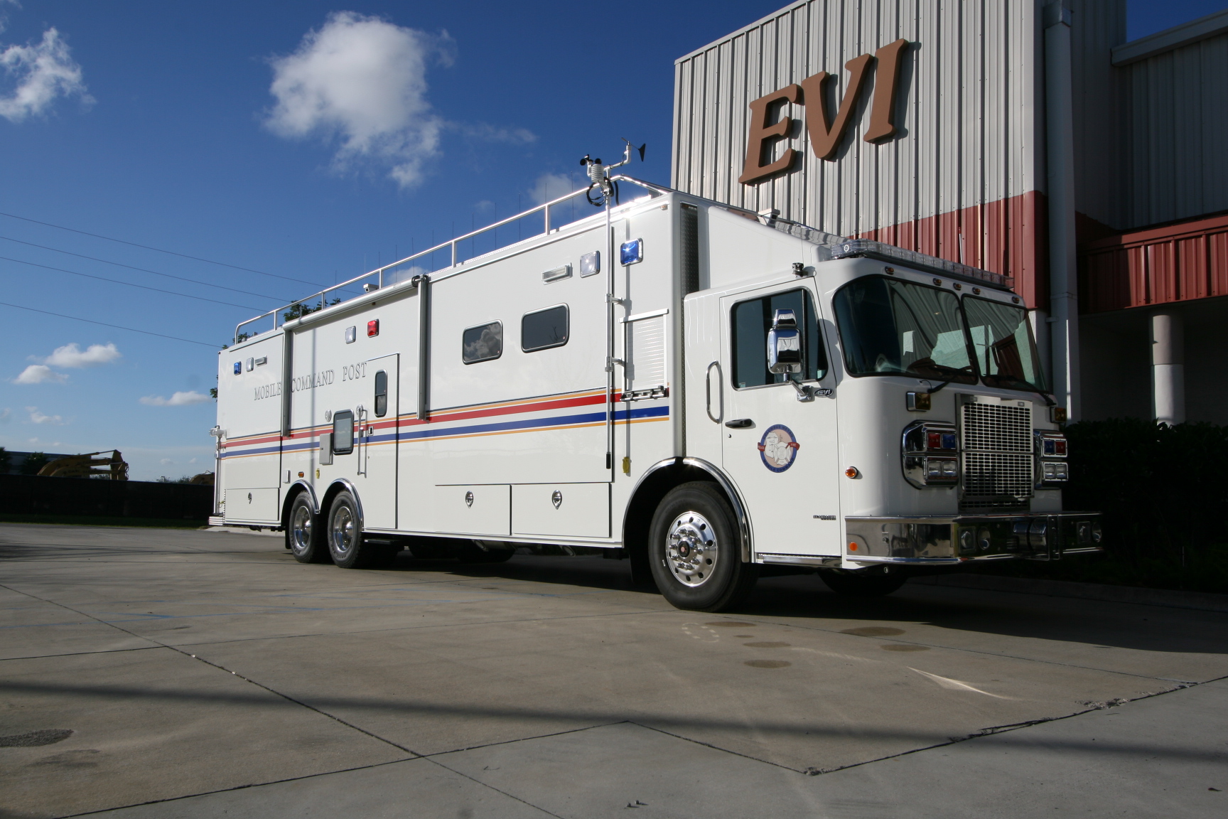 34 FT Mobile Command vehicle - City of Columbus Public Safety | EVI
