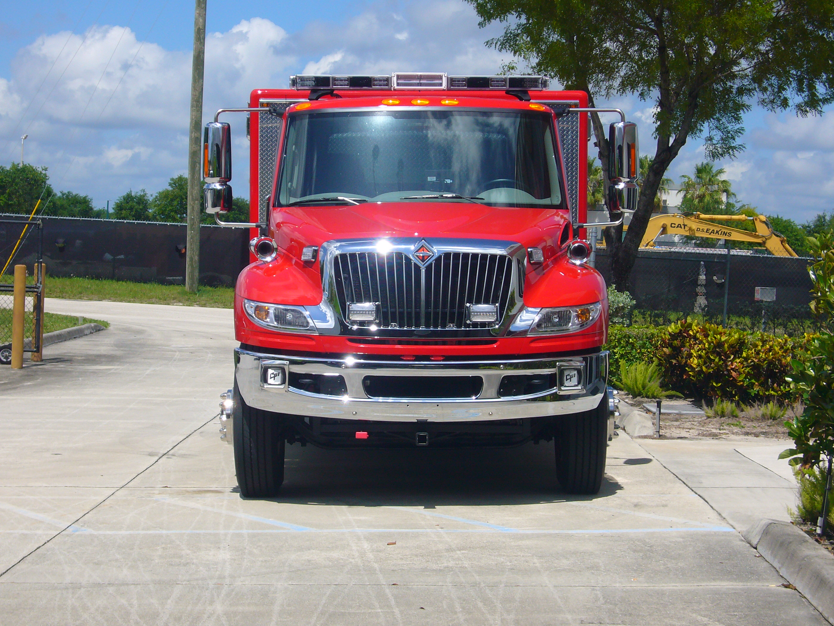 Walk Around Medium Rescue Fire Truck | St. Albans Fire Dept. | EVI