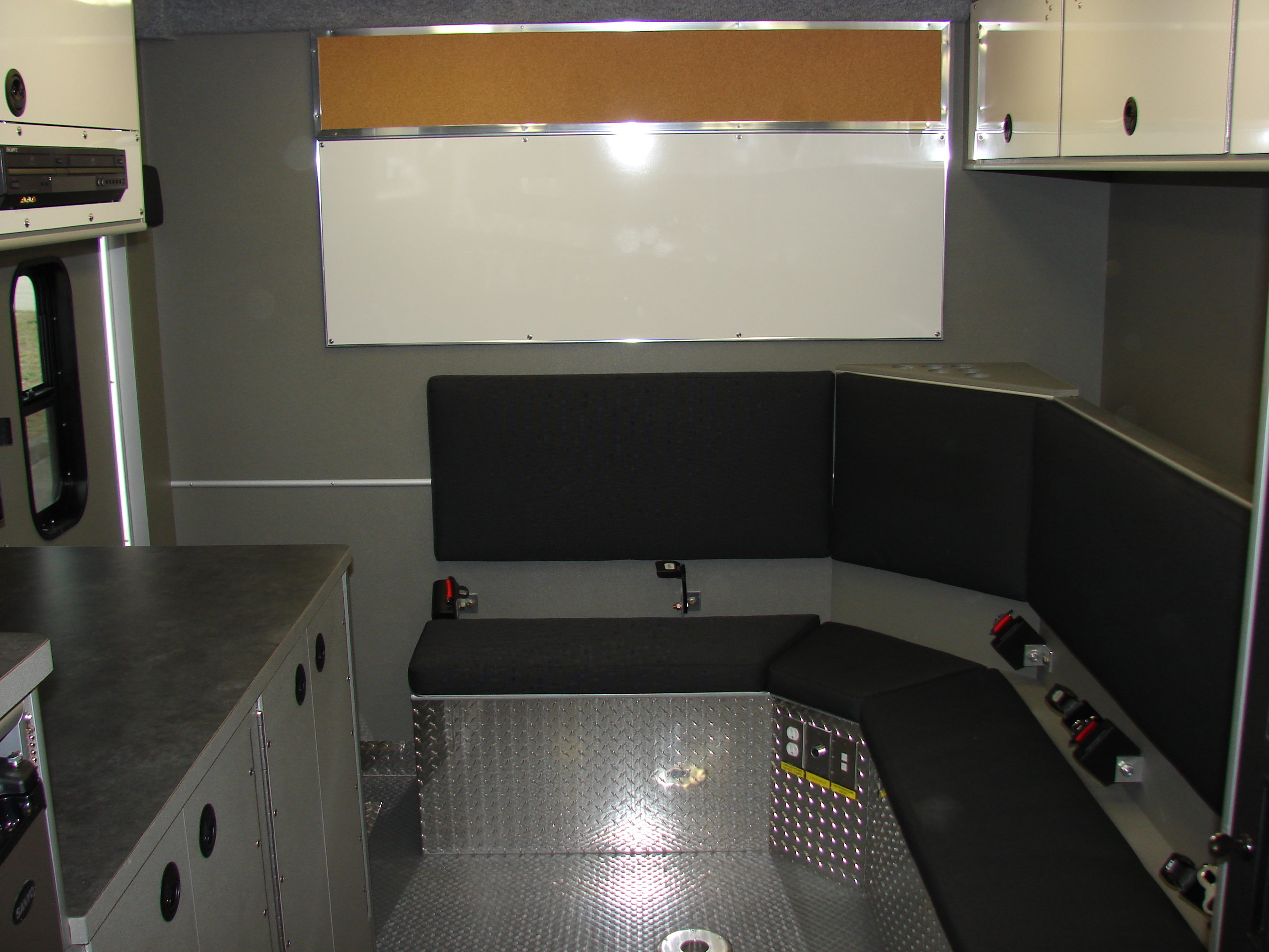 EVI Custom Mobile Command Units|Washington County Region 13 Task Force