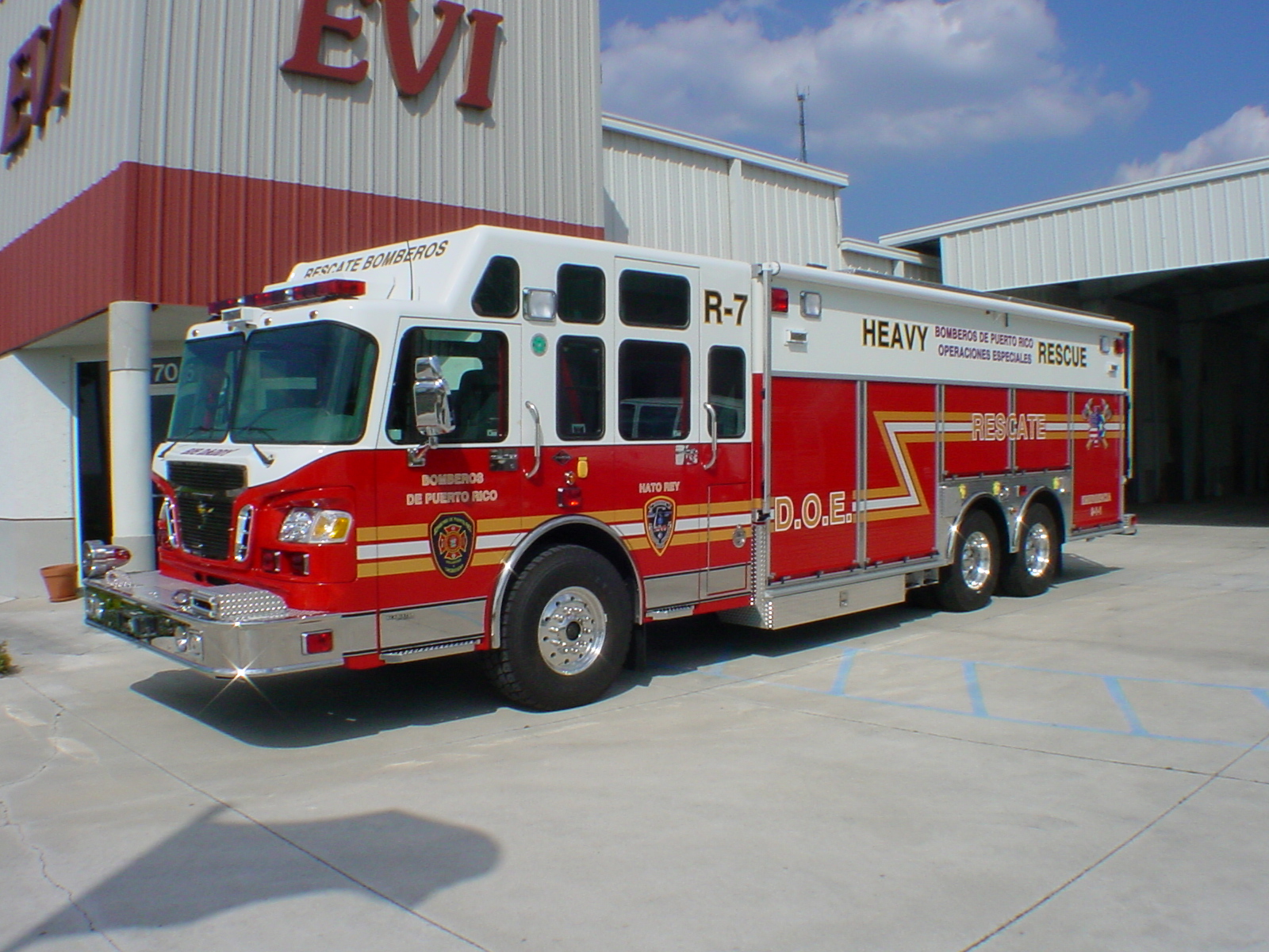 EVI Custom Heavy Rescues | Puerto Rico Fire Department