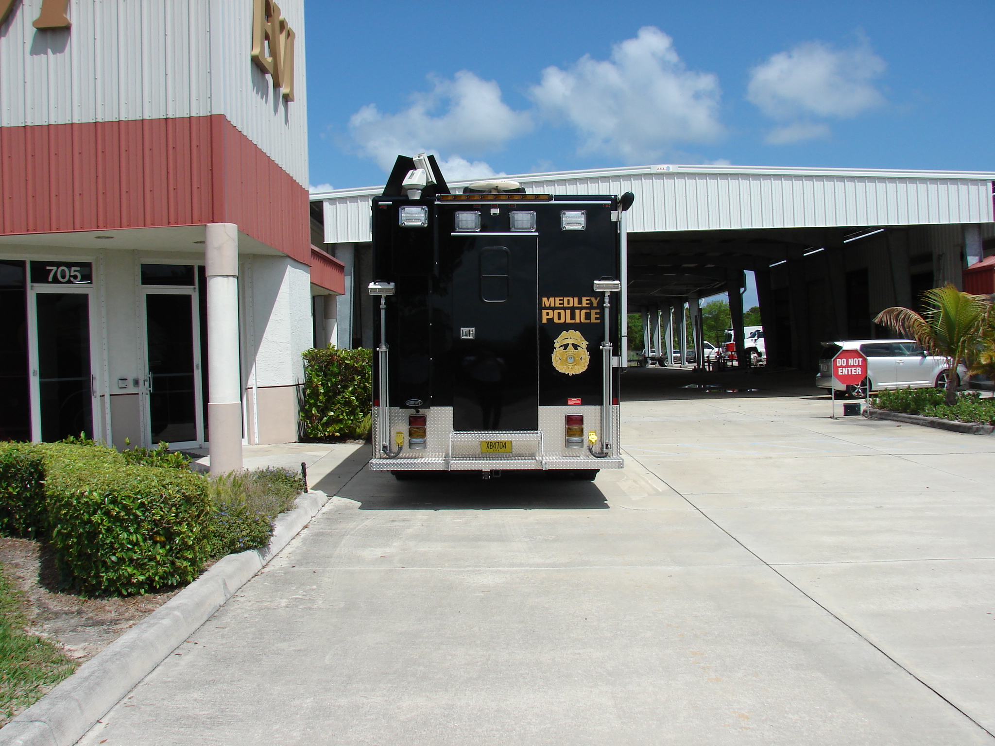 Law Enforcement Command Vehicle - Town of Medley | EVI