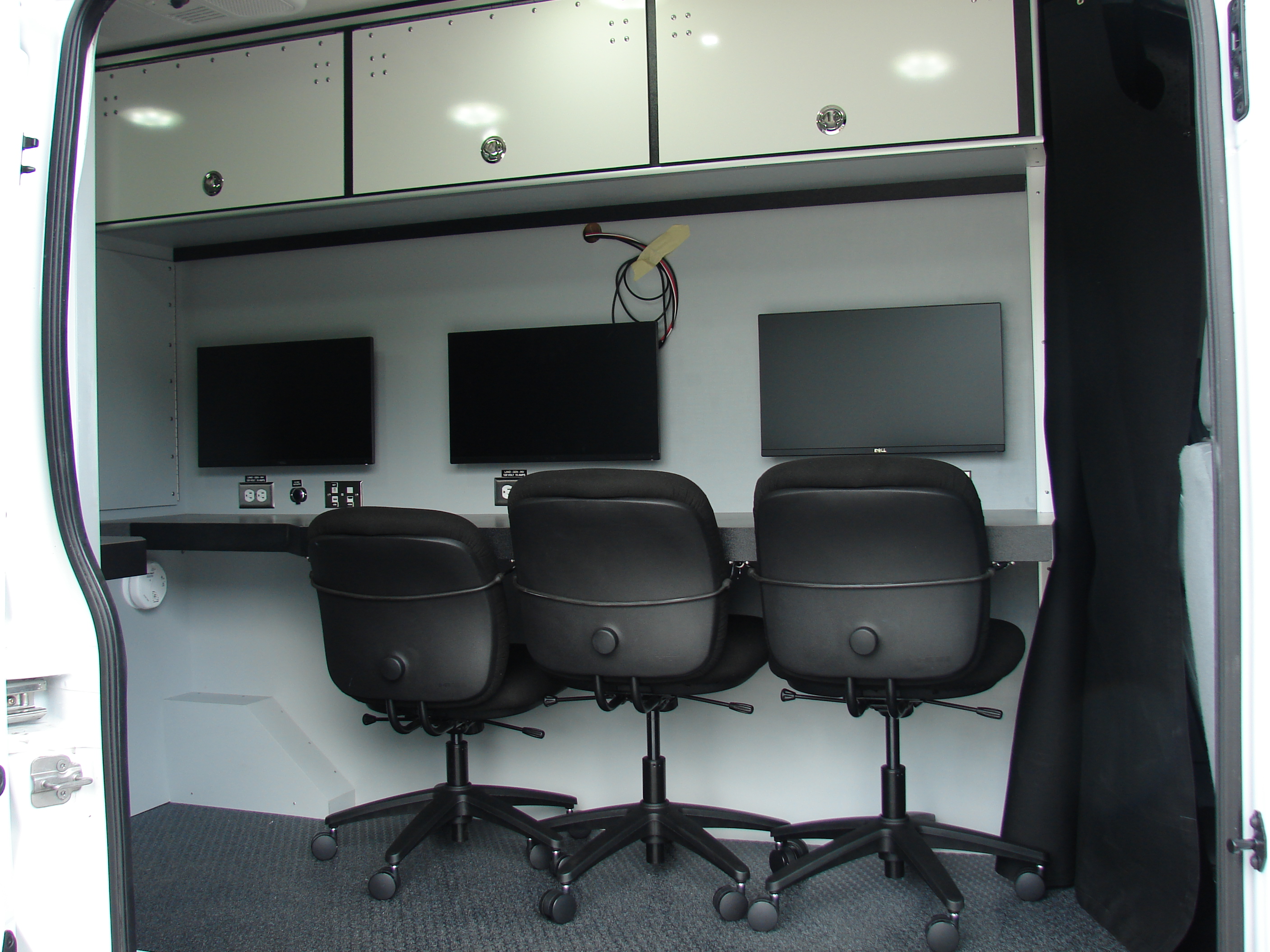 UAV Mobile Flight Control Center - EagleEye | EVI