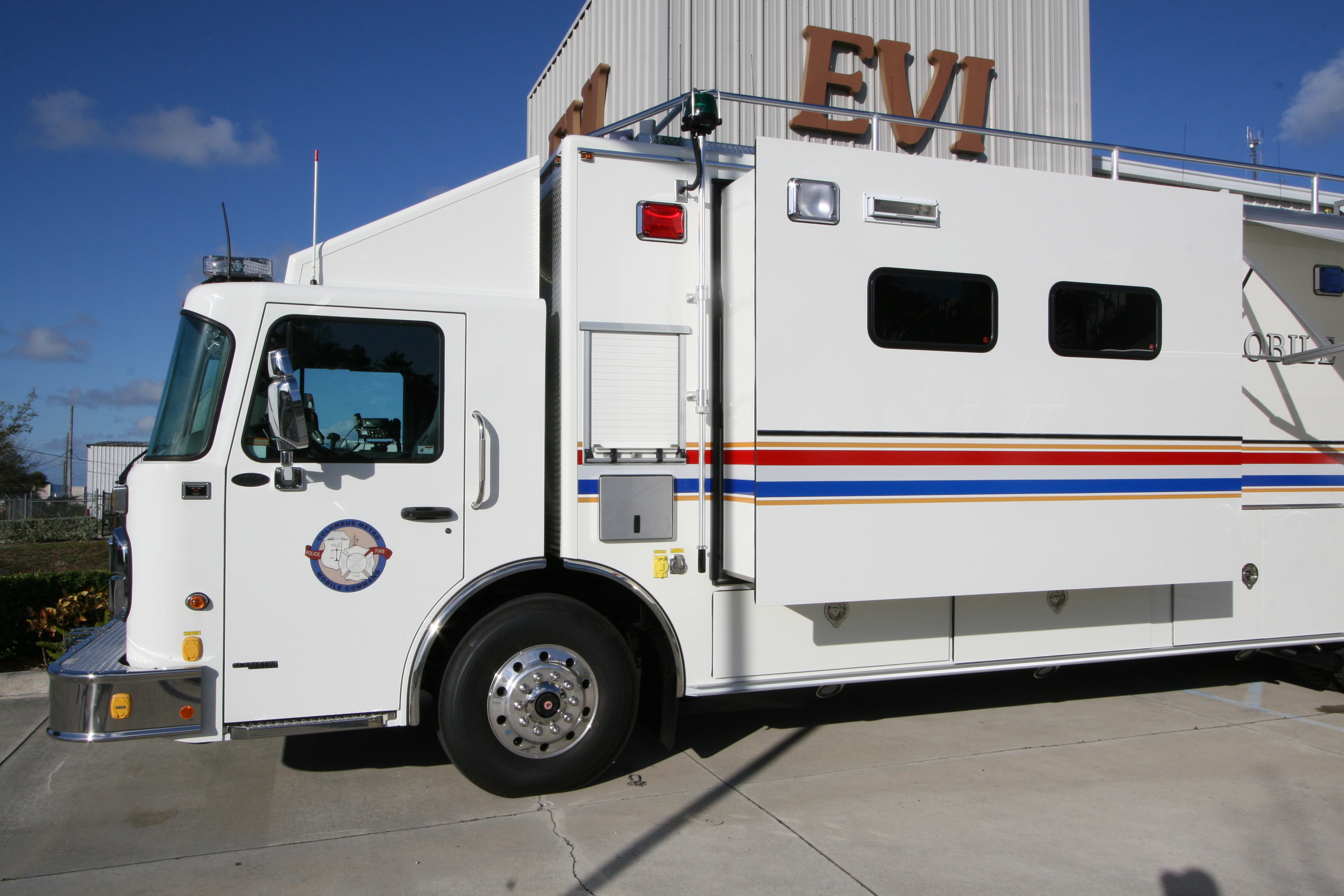 34 FT Mobile Command vehicle - City of Columbus Public Safety | EVI