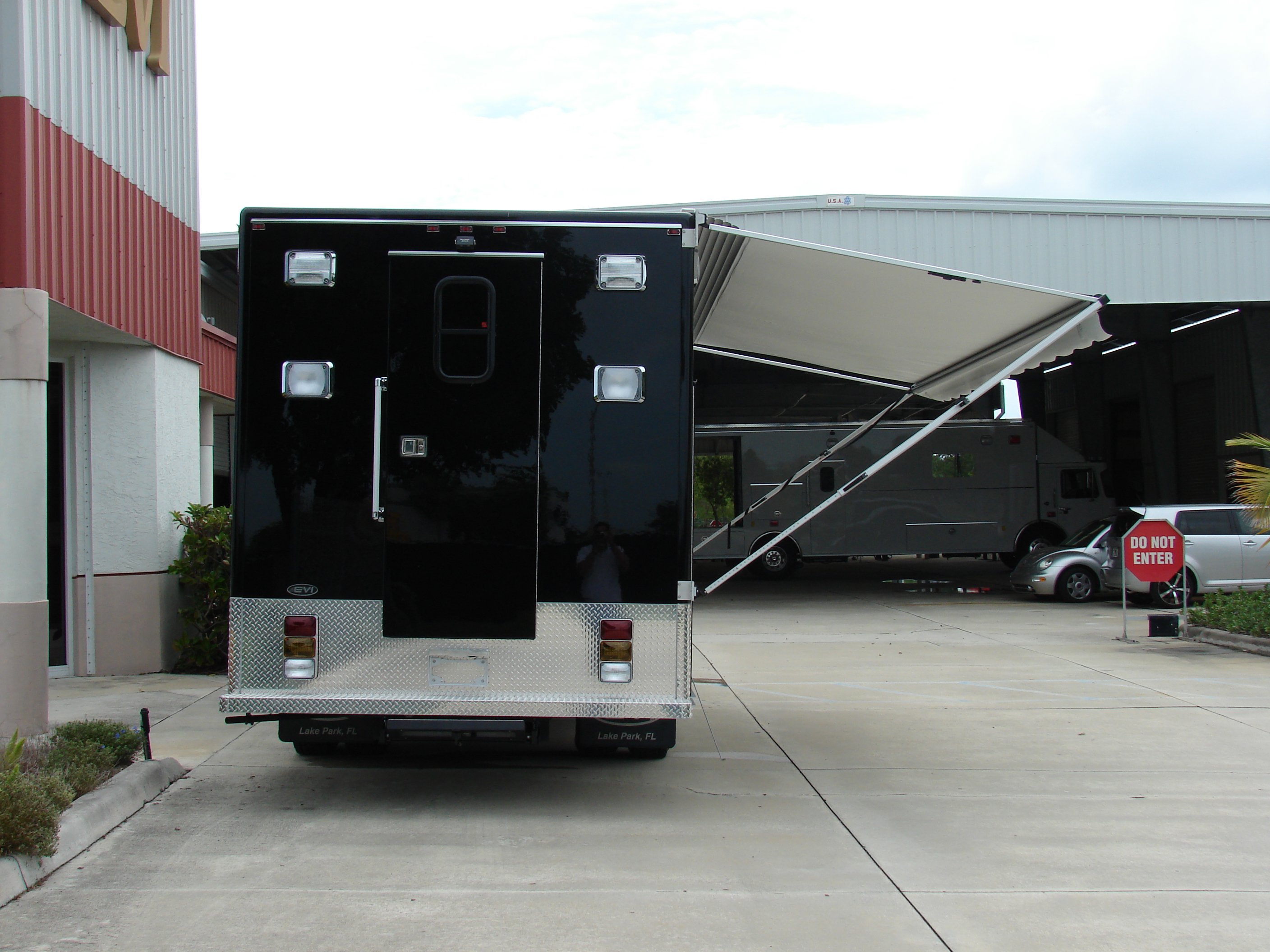 20 Foot Mobile Command Units - Gloucester County Emergency Mgmt | EVI