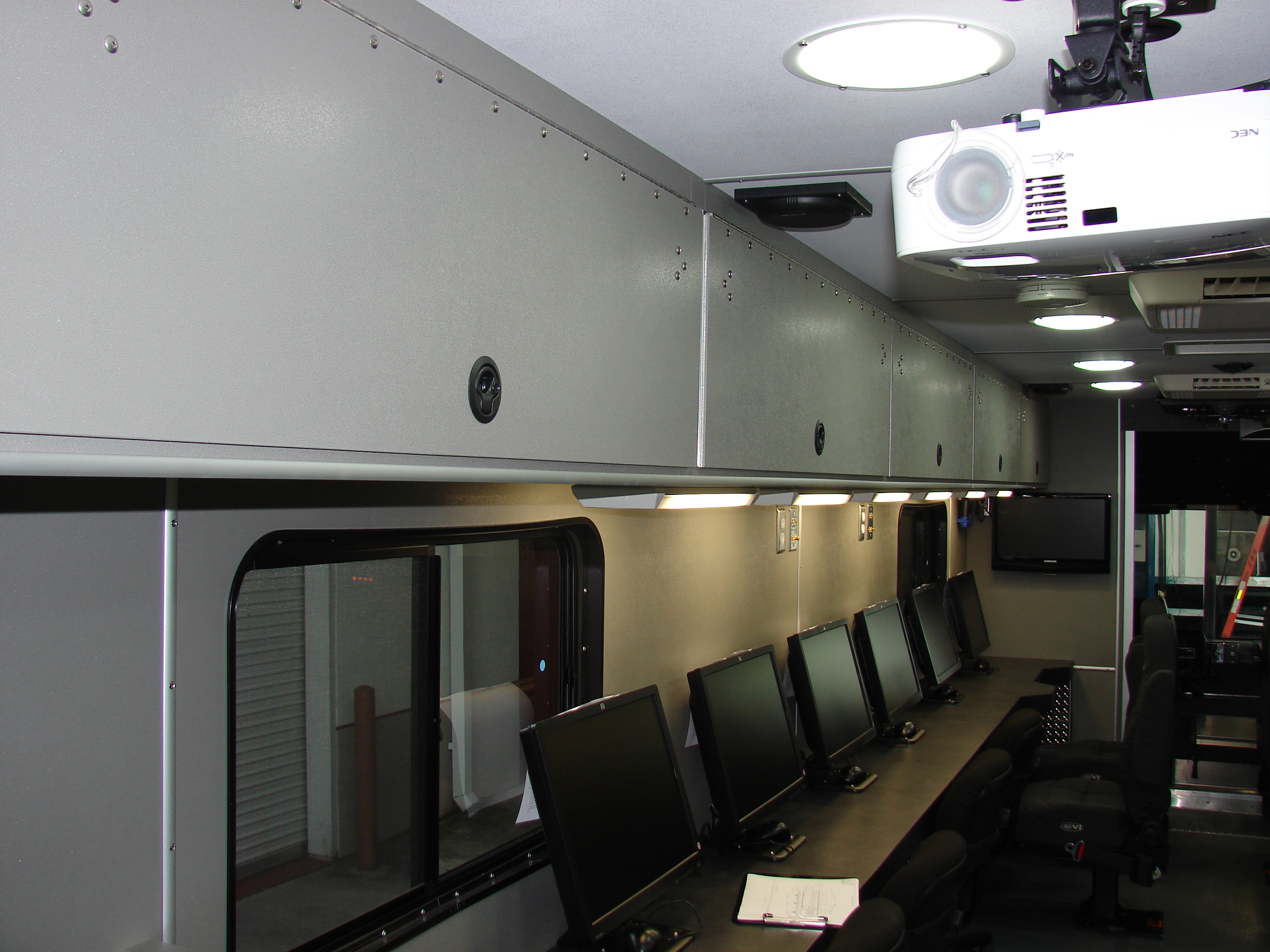Mobile Command Step Van Unit - Interamerican University of PR | EVI