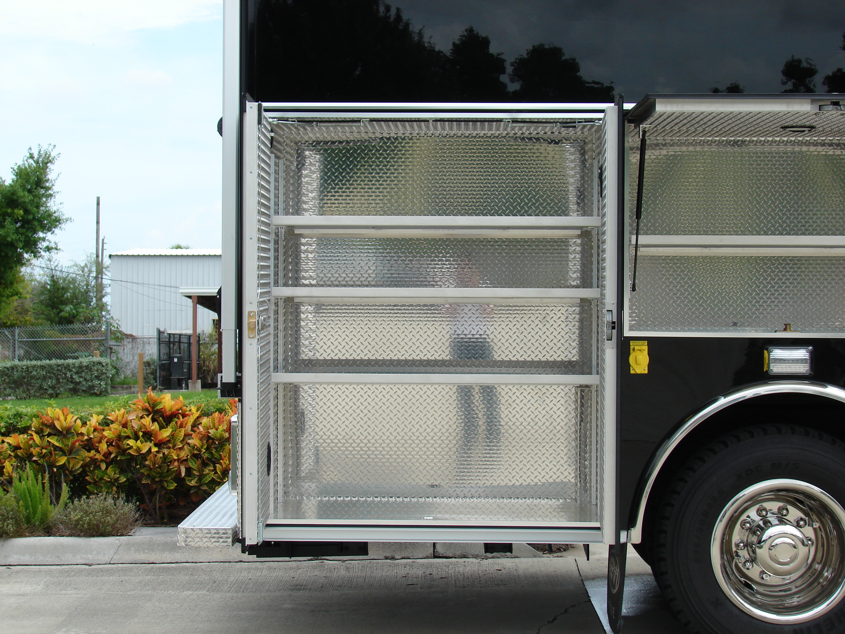 20 Foot Mobile Command Units - Gloucester County Emergency Mgmt | EVI