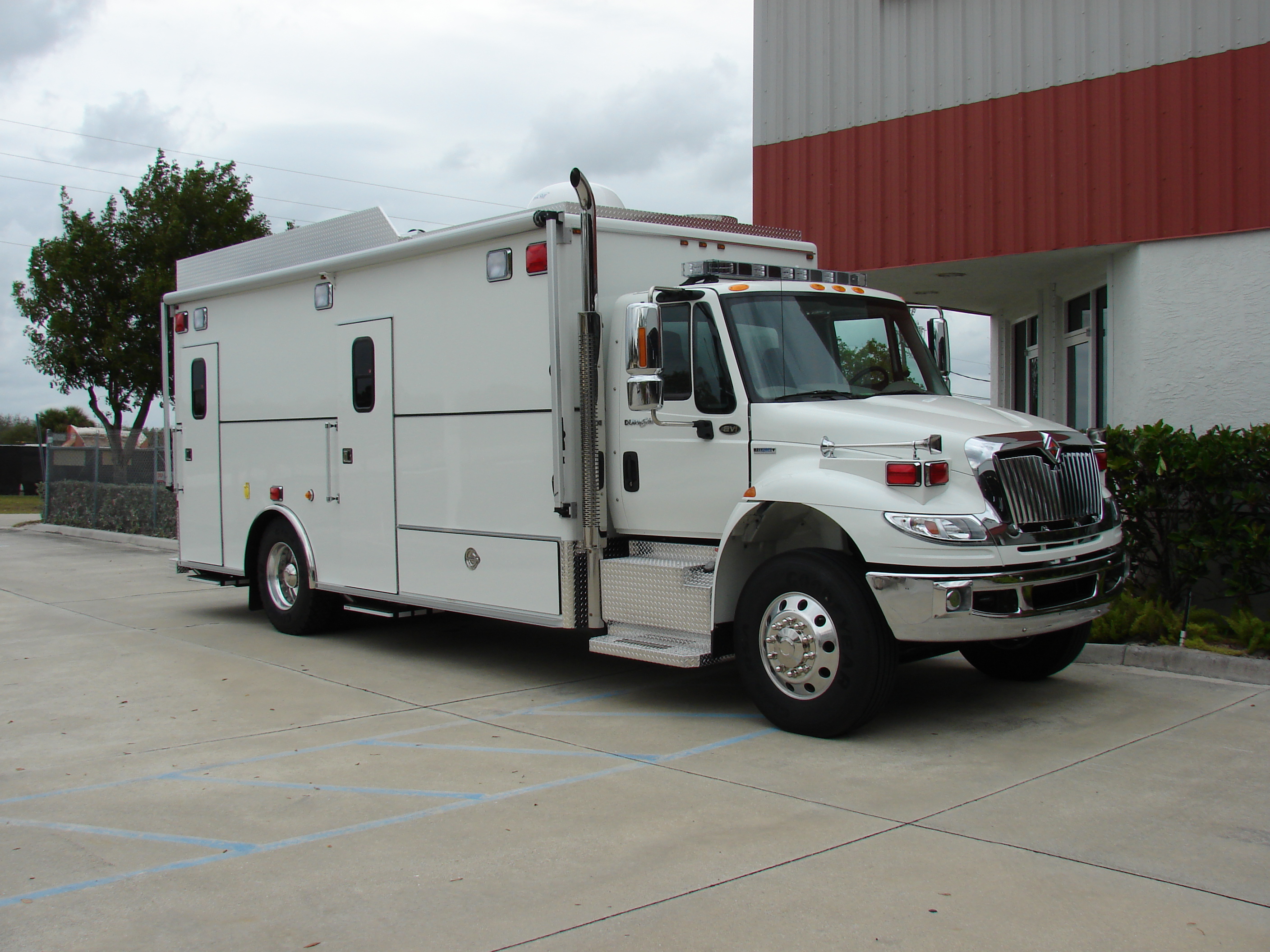 EVI Custom Mobile Command Units|Washington County Region 13 Task Force
