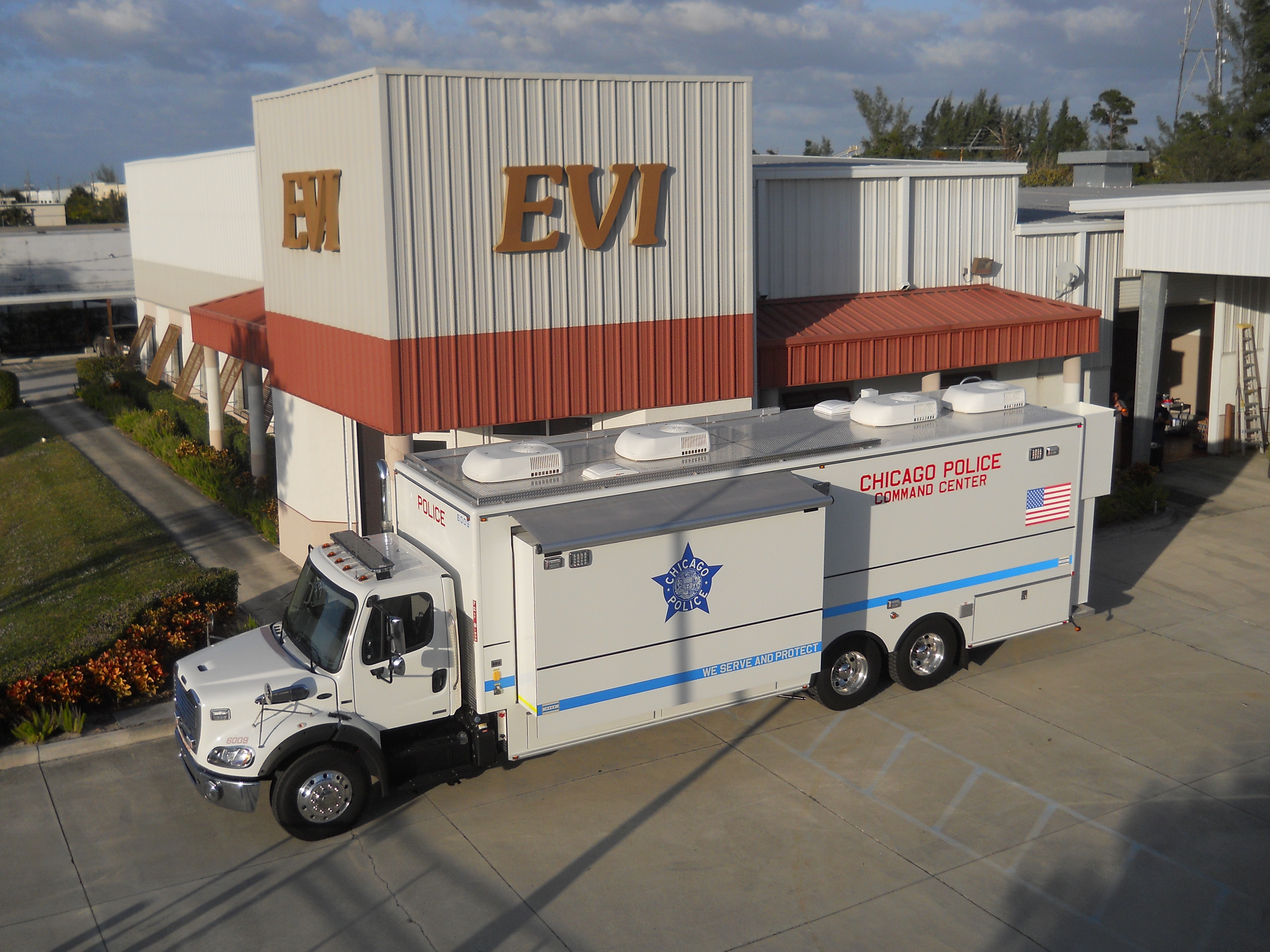 Mobile Comand Post - Chicago Police Dept. | EVI