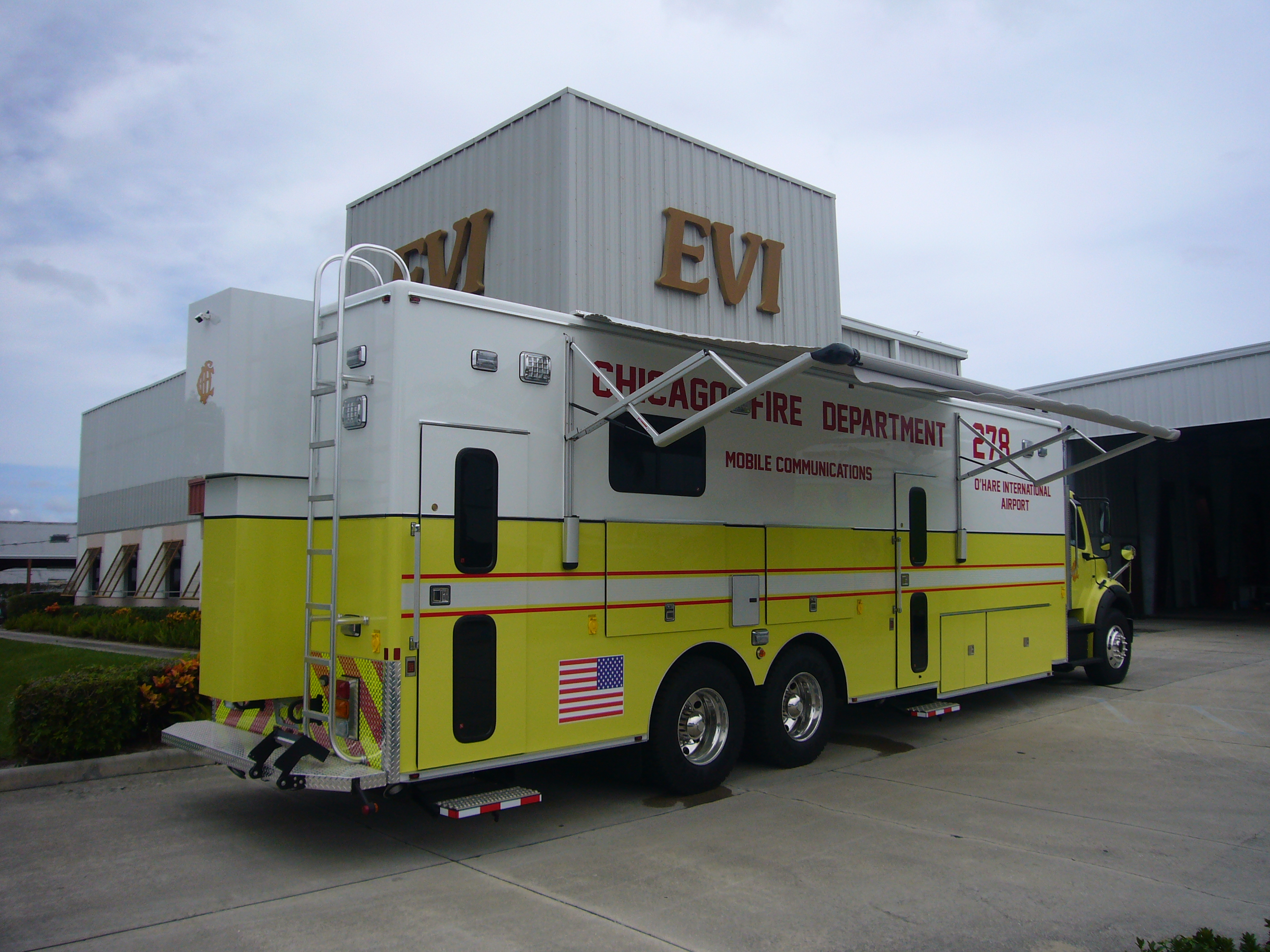 Fire Rescue Mobile Comand Post - Chicago Fire Dept. | EVI