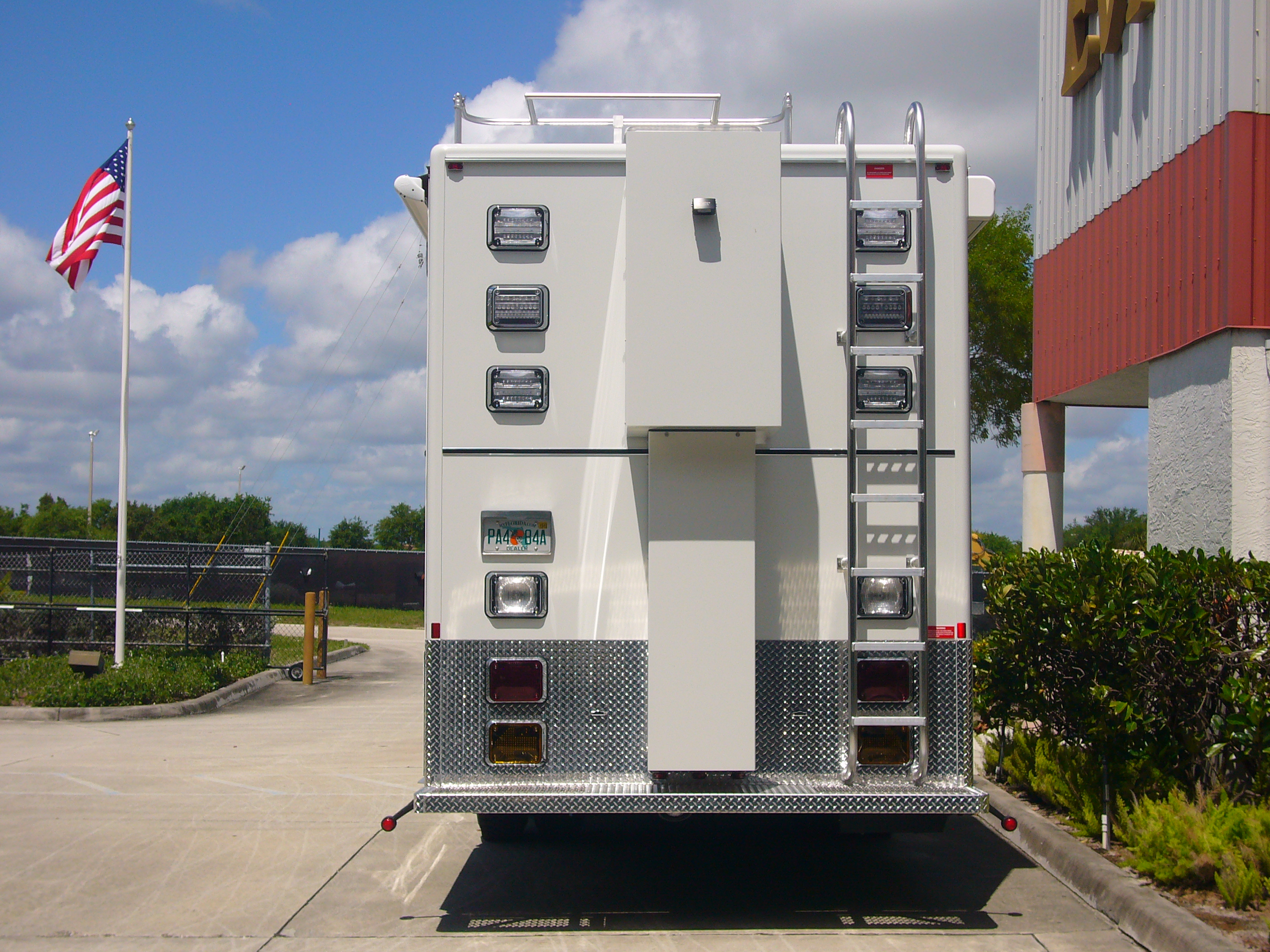 Mobile Communication / Command Vehicle - Seacoast Chief Fire | EVI