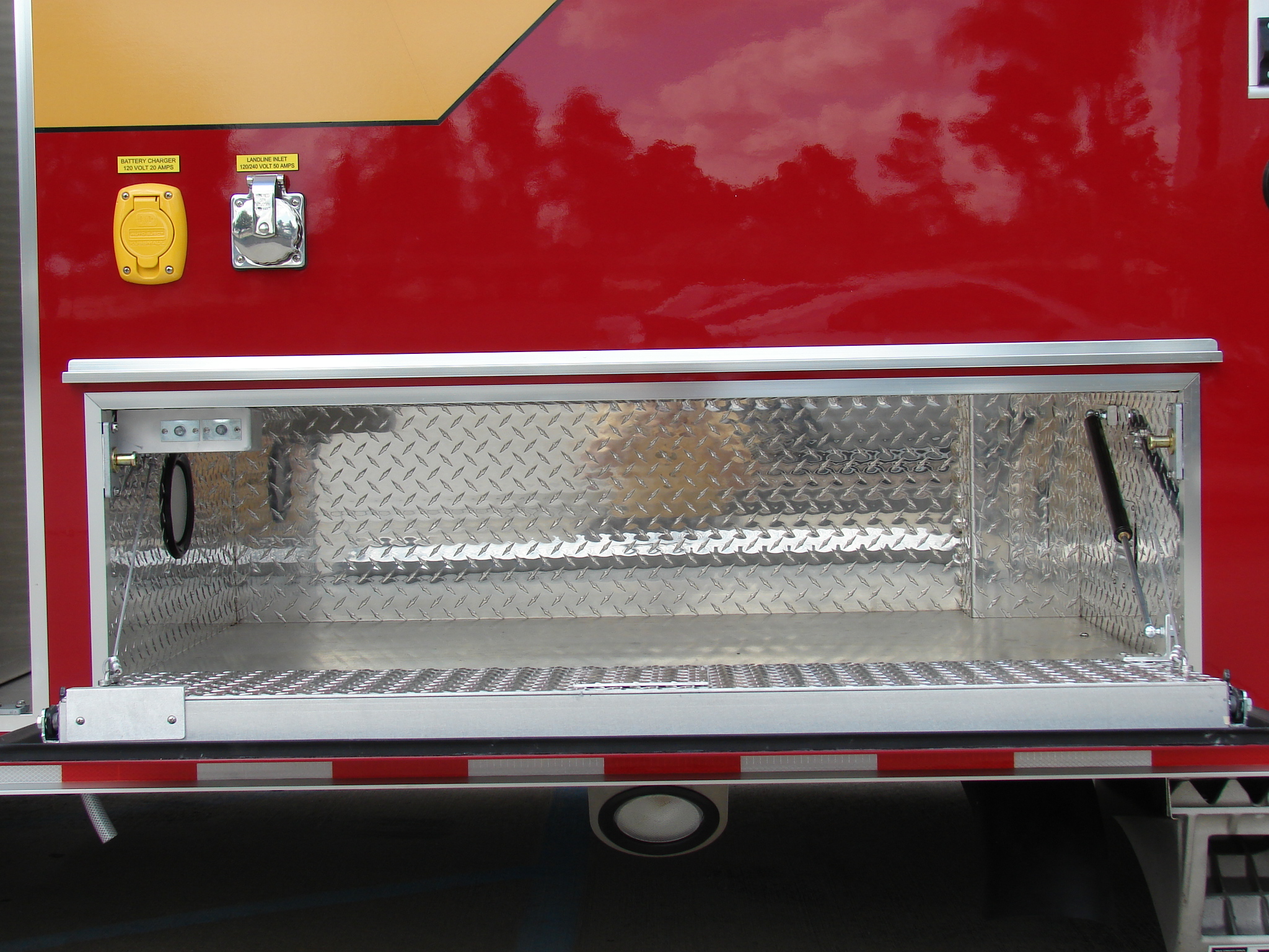 Dive Response - Emergency Service Vehicles - Fire Rescue | EVI