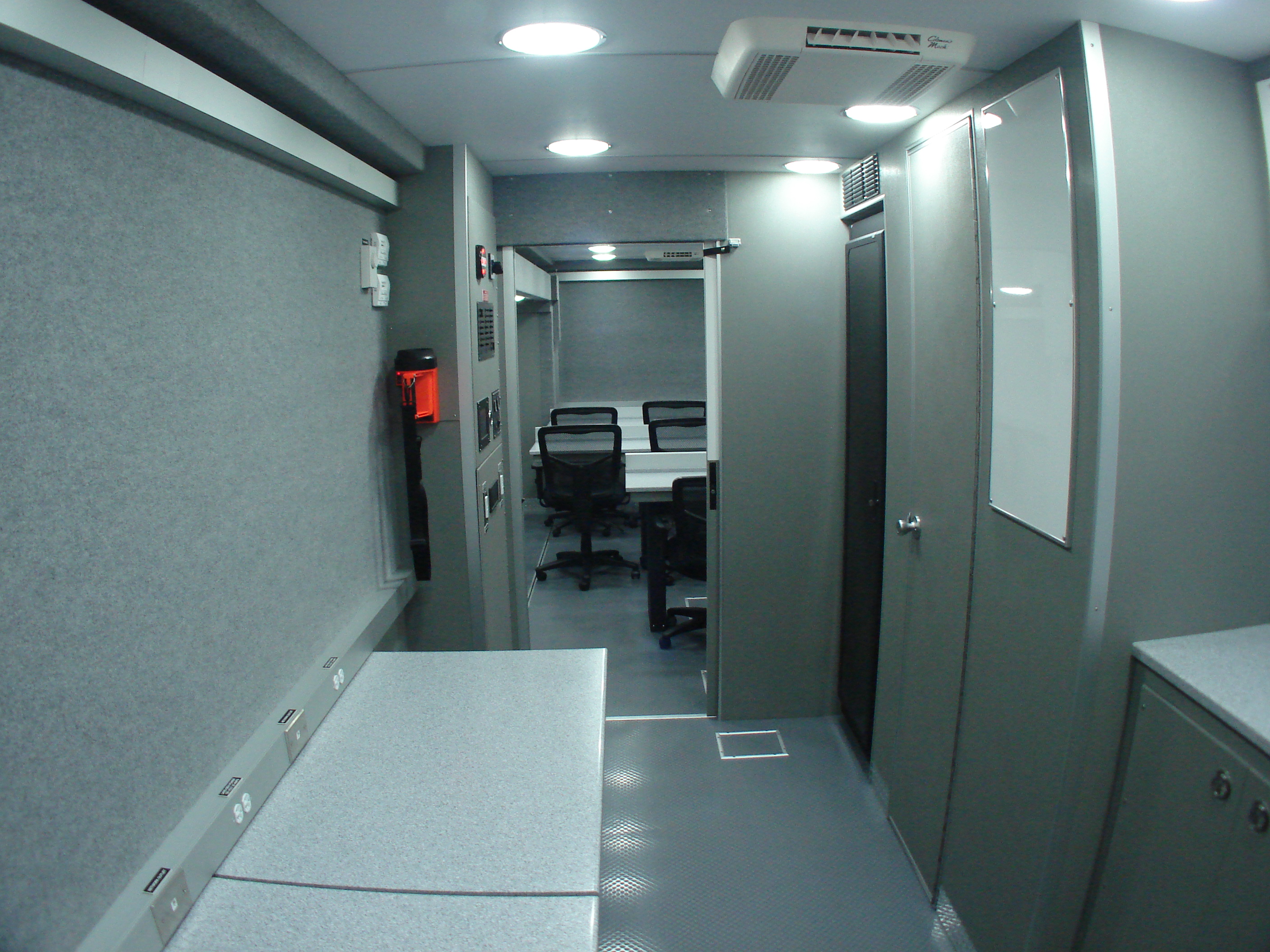 Mobile Comand Post - Chicago Police Dept. | EVI