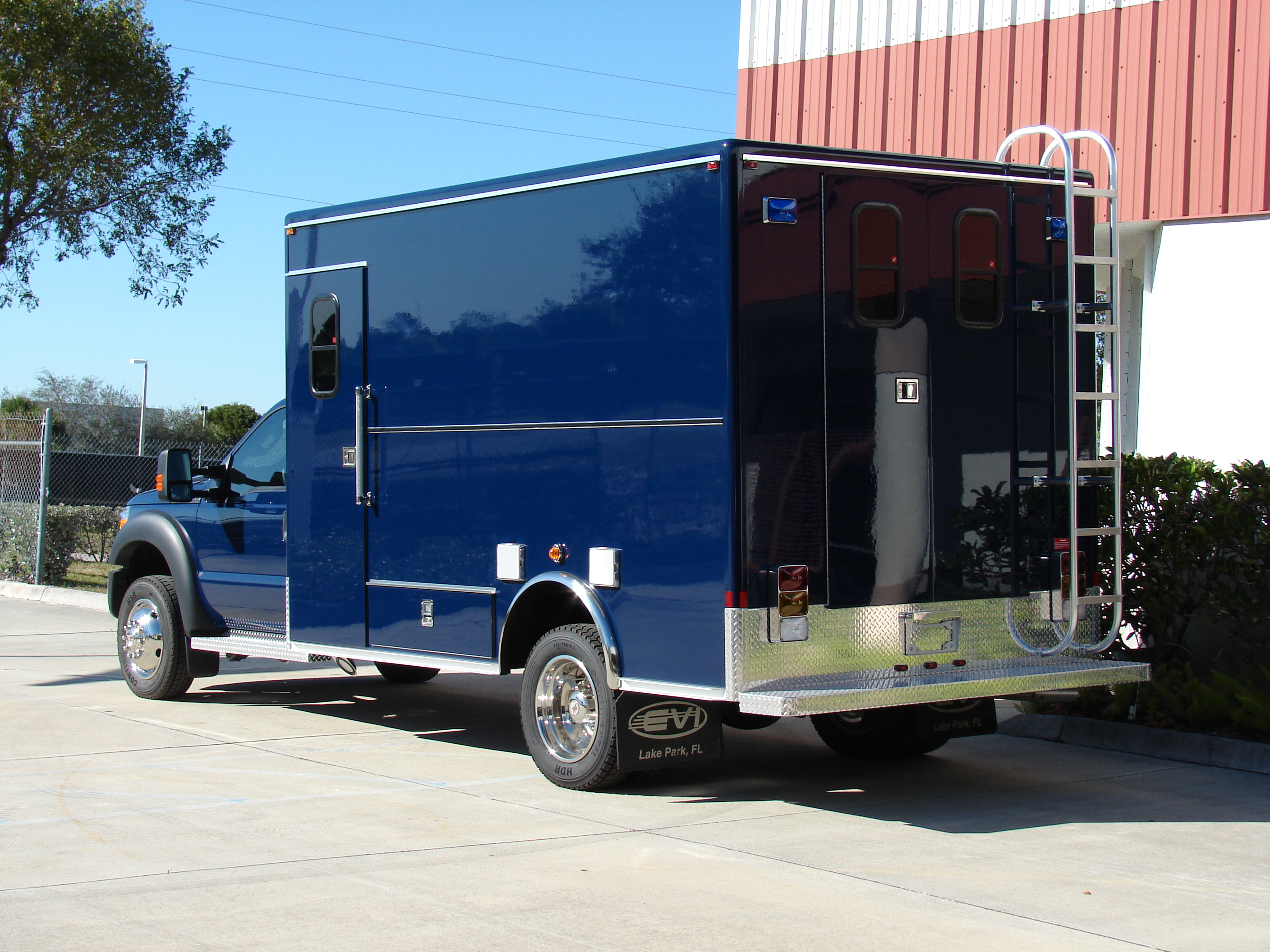 Tactical Rapid Respnse Vehicle - Puerto Rico P.D | EVI