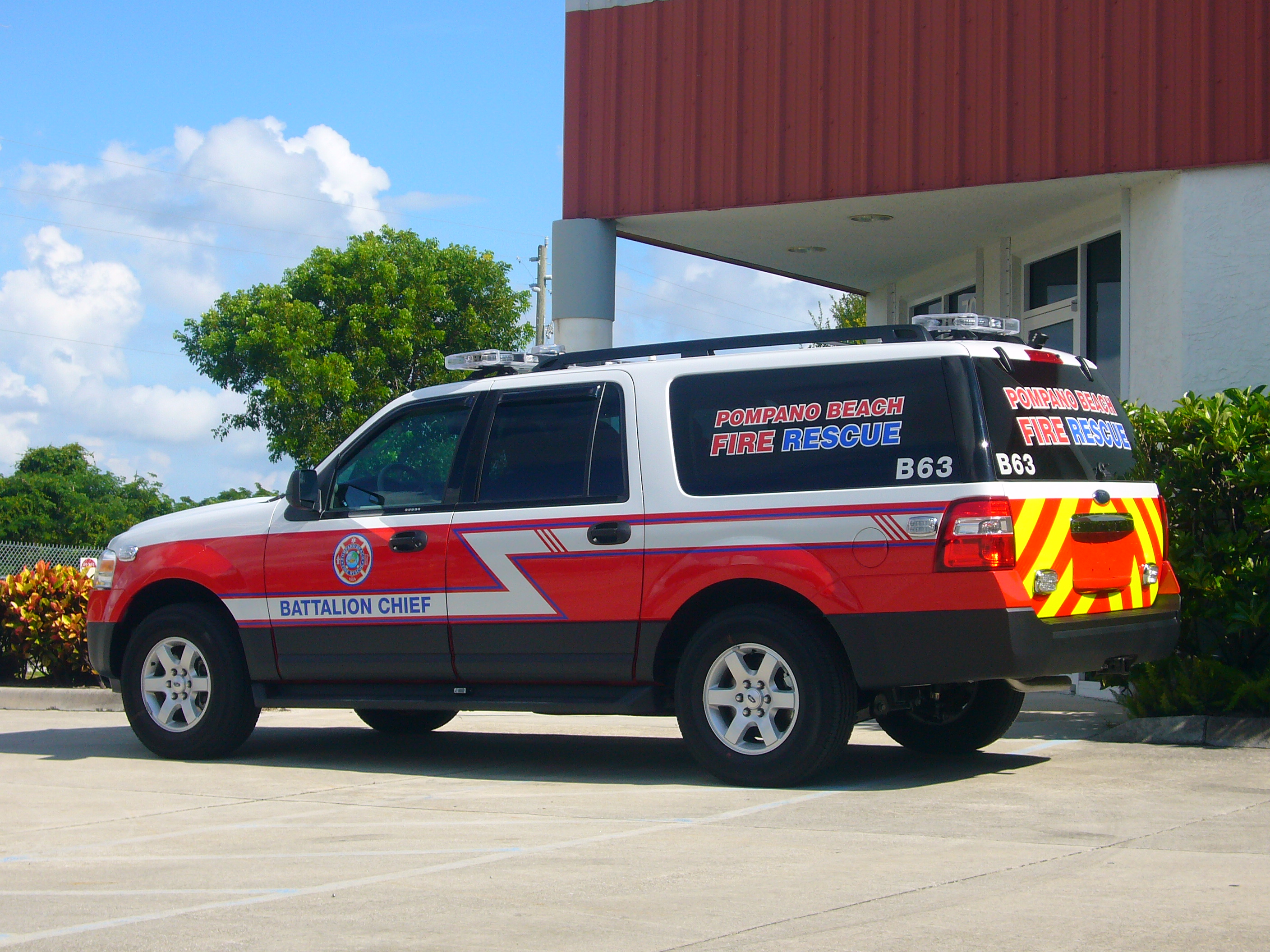 Battalion Chief SUV - Pompano Beach Fire Rescue | EVI