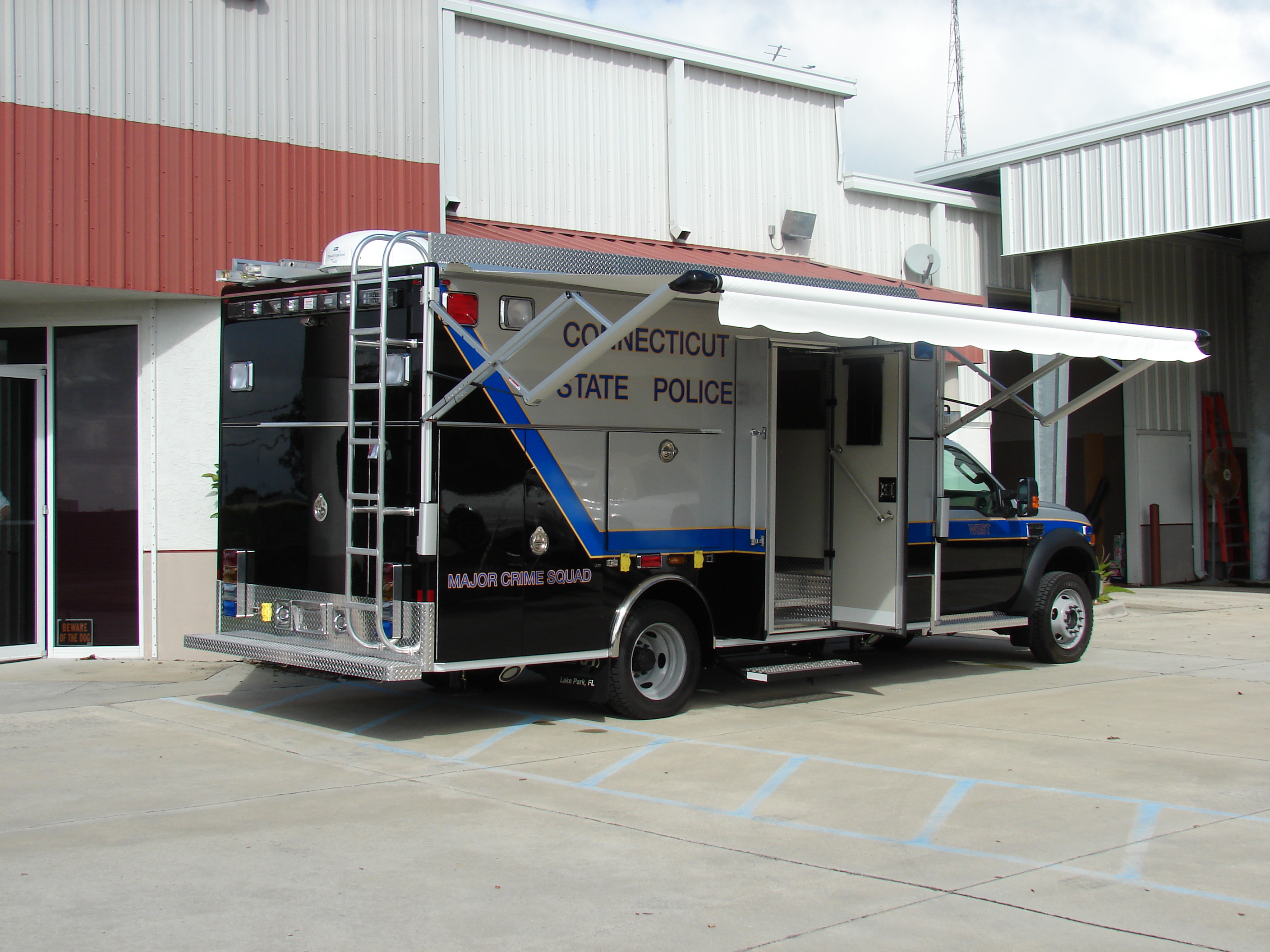 Crime Scene Squad Vehicle - Connecticut State Police | EVI