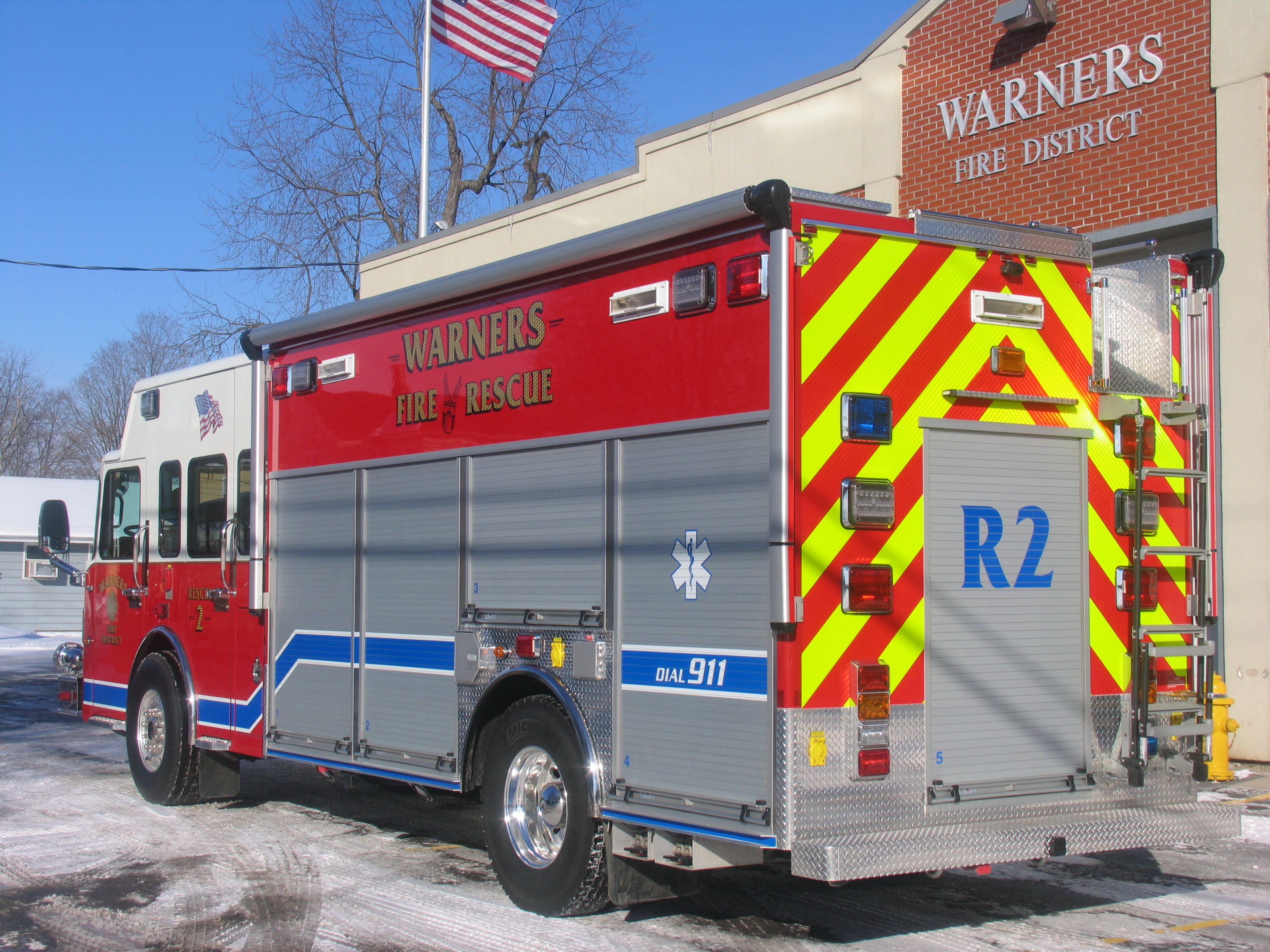 Medium Rescues Apparatus 17-Ft. - Warners Fire Department | EVI