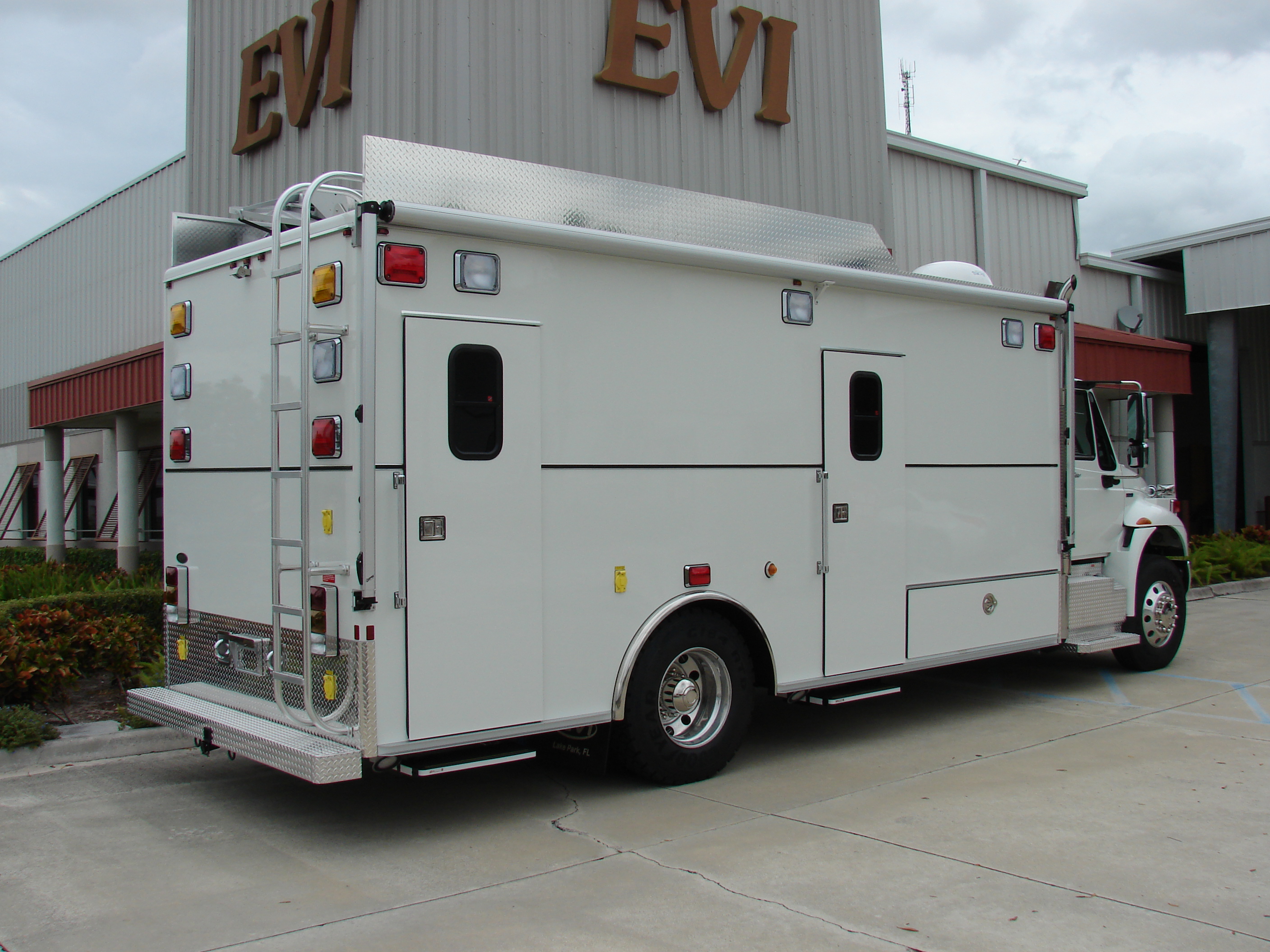 EVI Custom Mobile Command Units|Washington County Region 13 Task Force