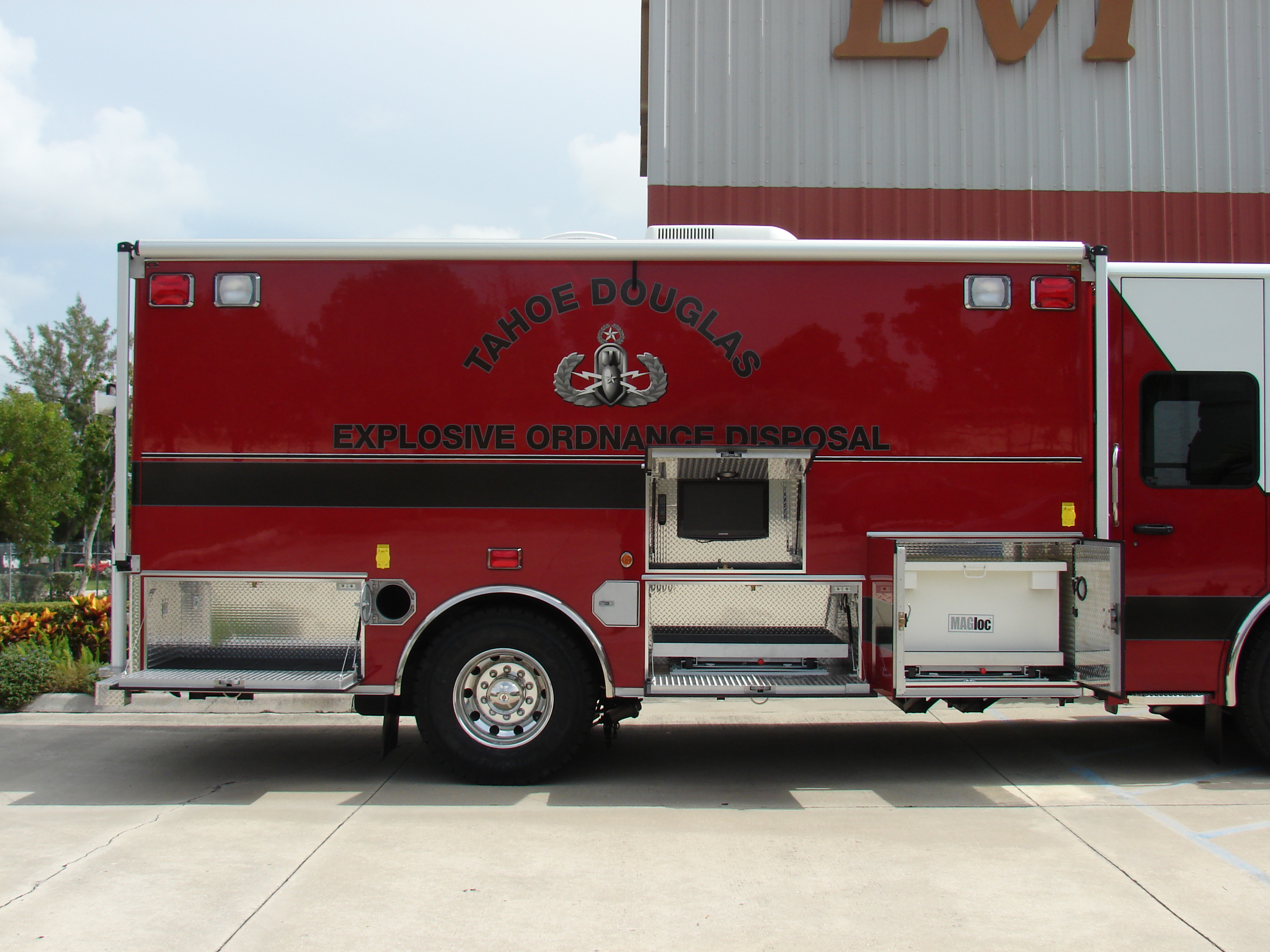 EOD Vehicles - Bomb Squad Trucks -Fire Rescue | EVI