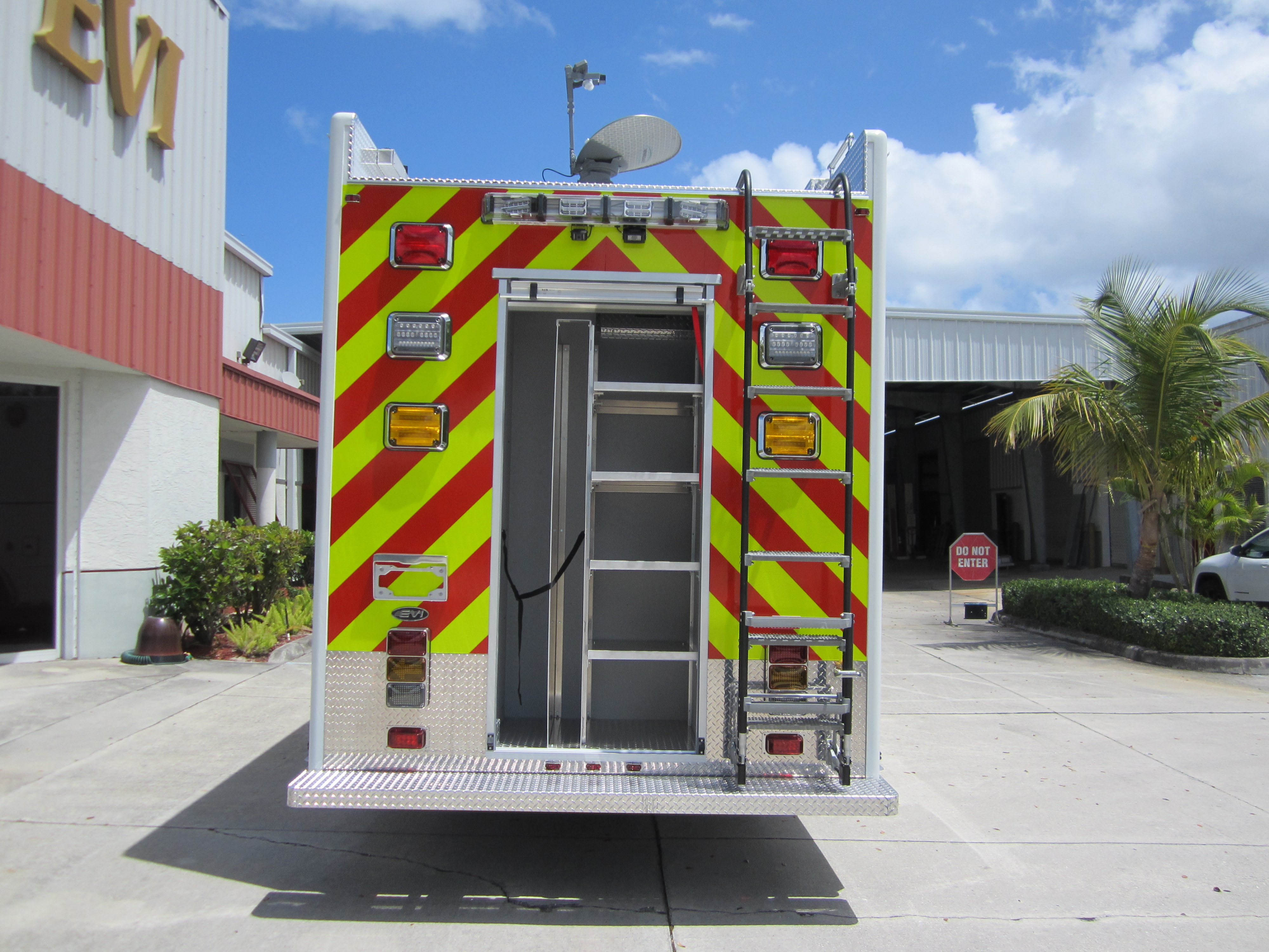 Mobile Command Vehicles - Fire Rescue | EVI