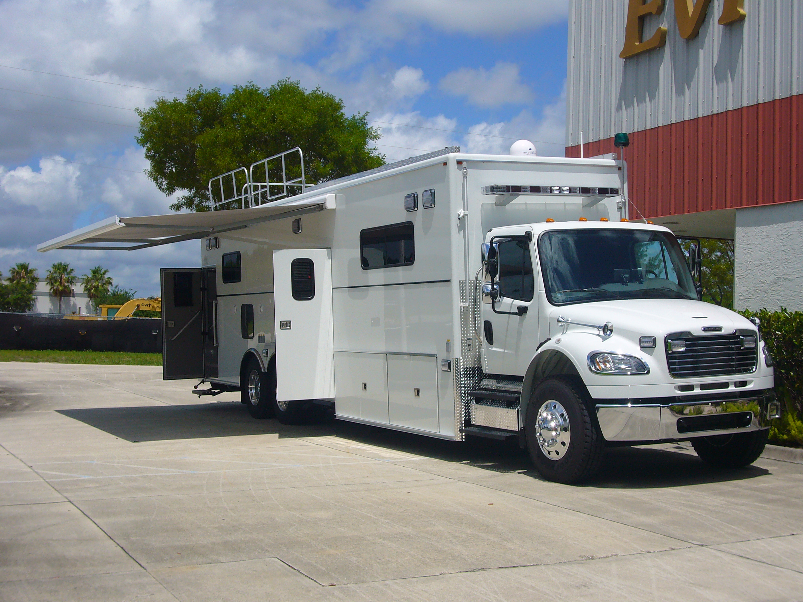 Mobile Communication / Command Vehicle - Seacoast Chief Fire | EVI