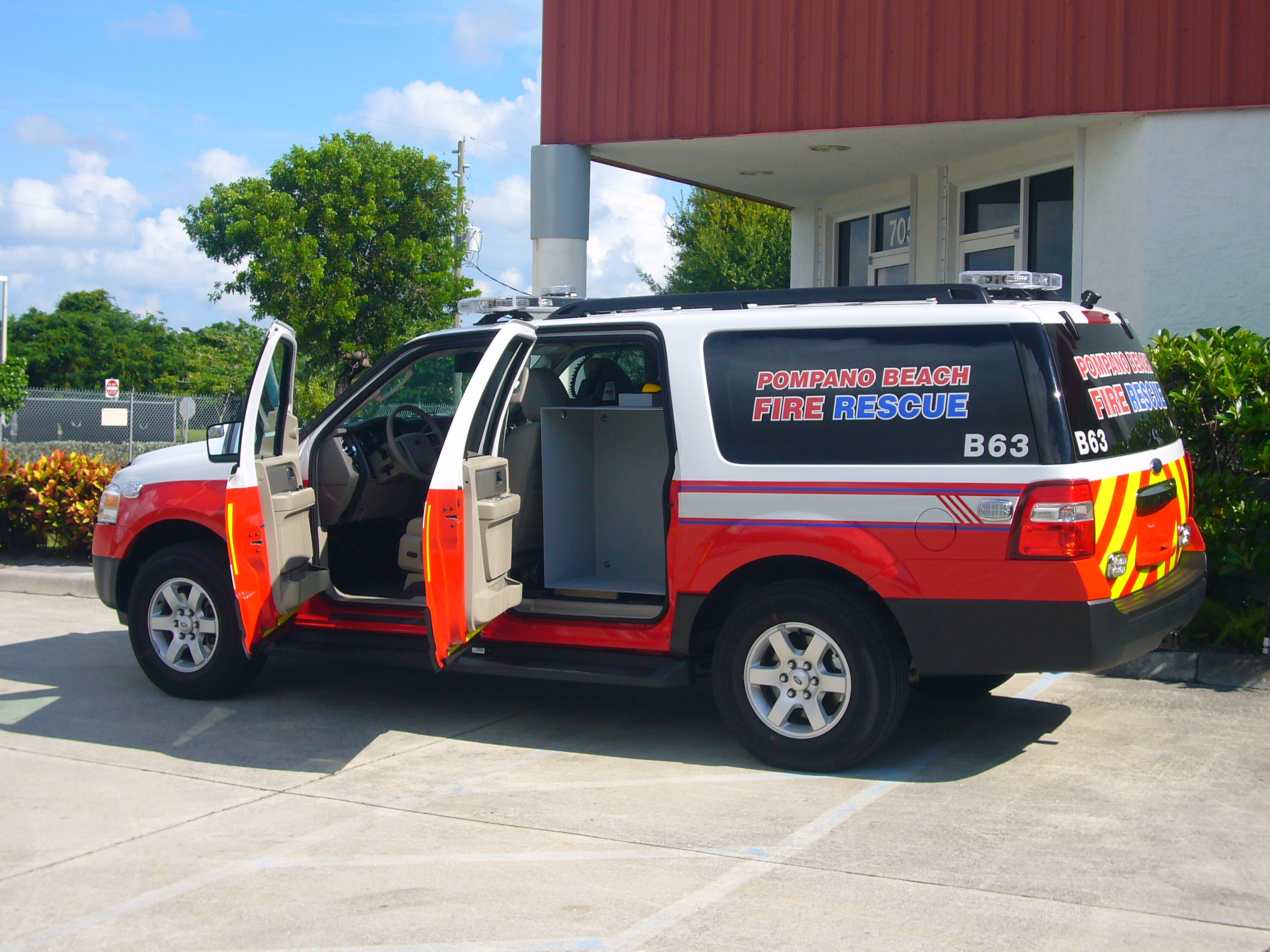 Battalion Chief SUV - Pompano Beach Fire Rescue | EVI
