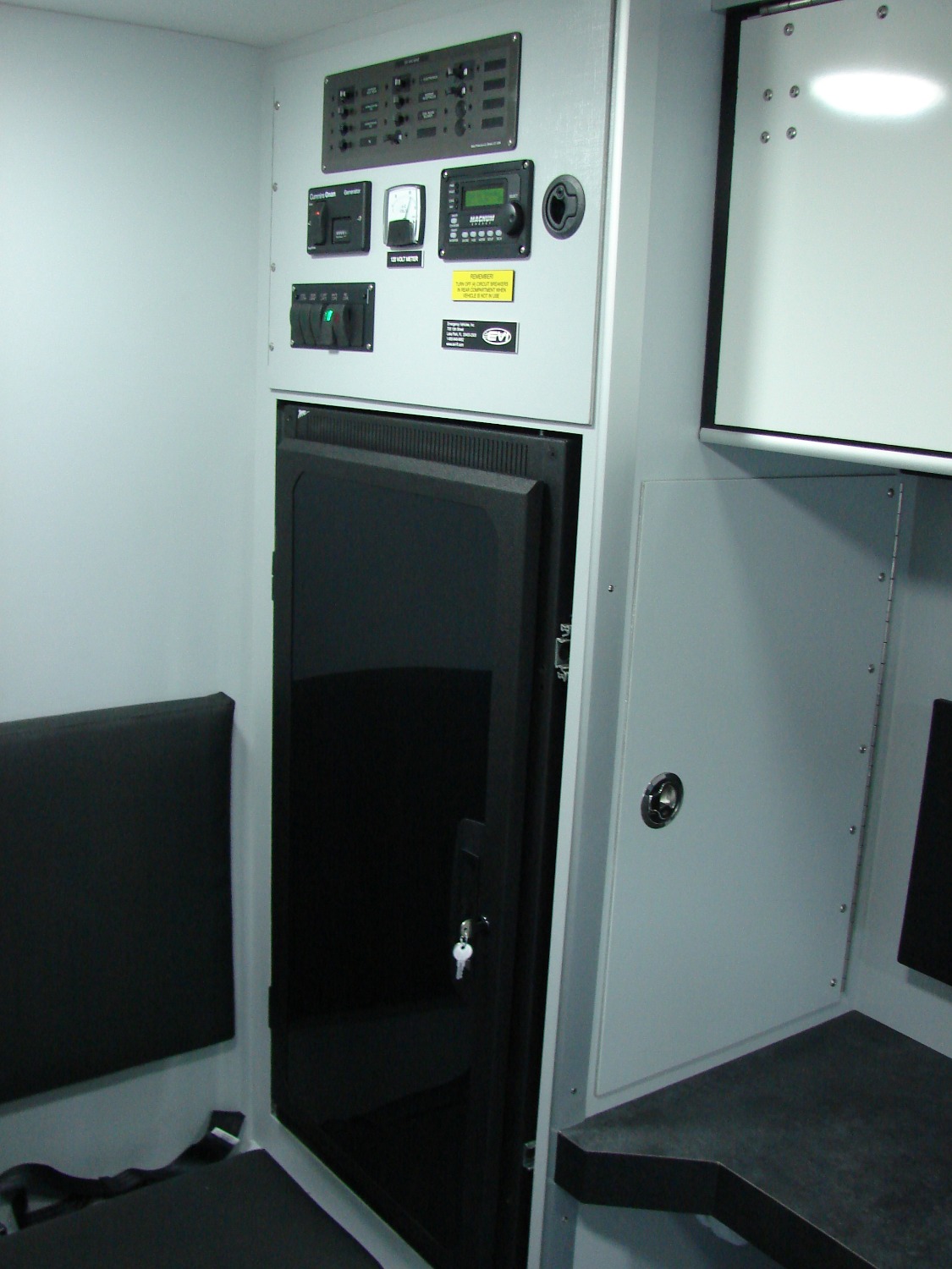 UAV Mobile Flight Control Center - EagleEye | EVI