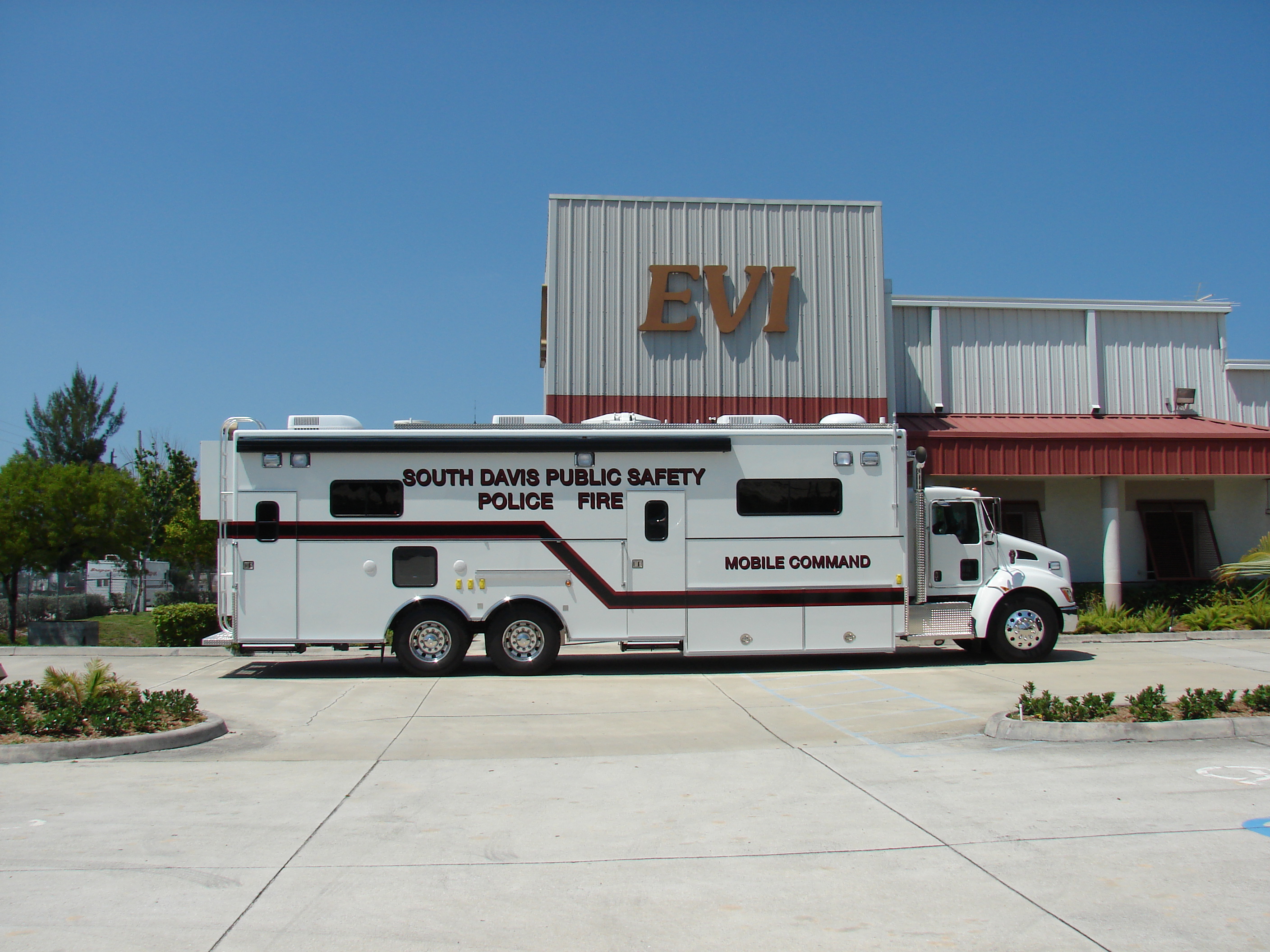 Mobile Command Vehicle Fire/Police - S. Davis Metro Fire | EVI