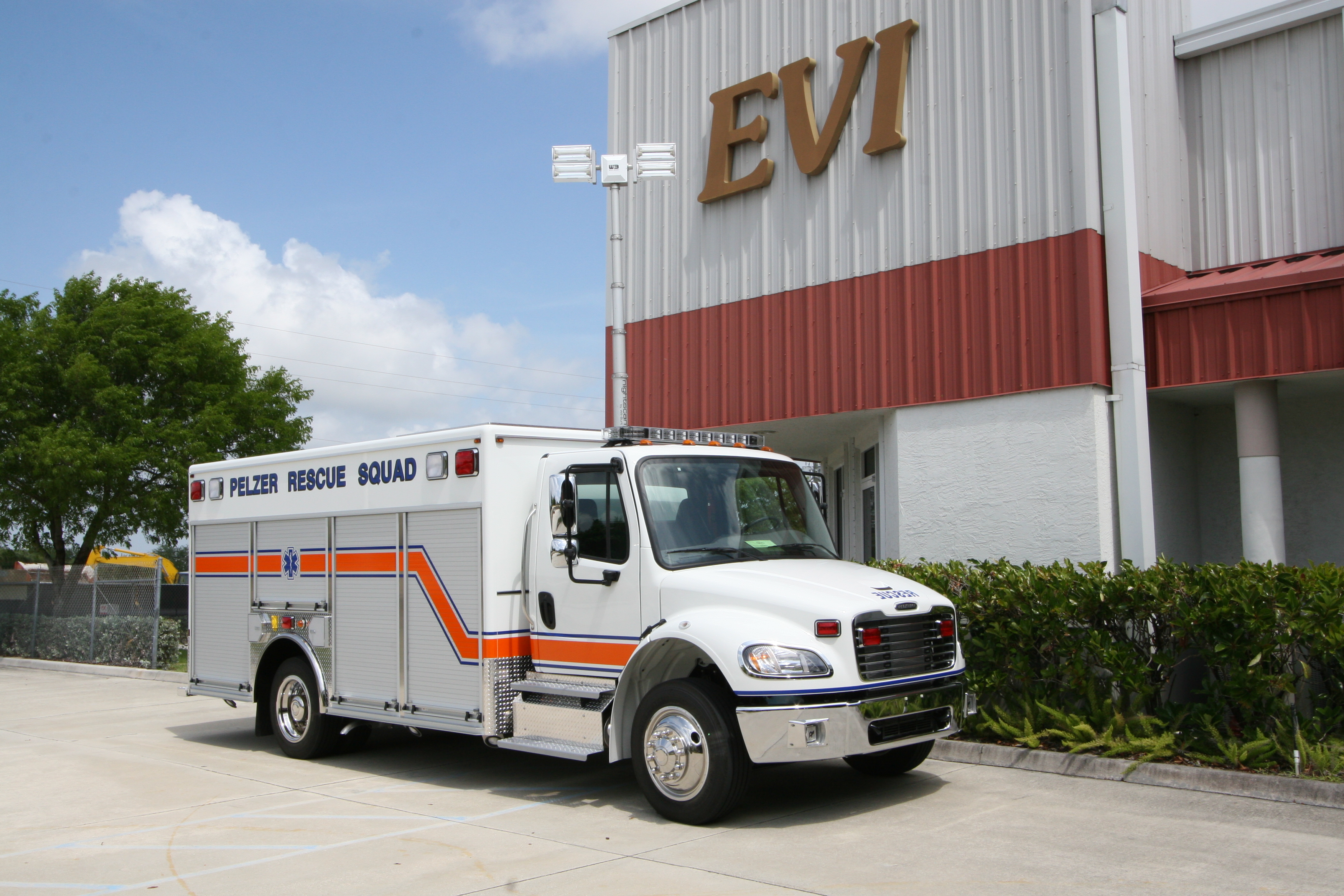 16 ft Medium Rescue - Pelzer Rescue Squad | EVI