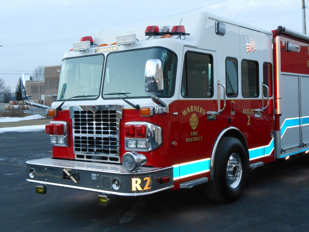Medium Rescues Apparatus 17-Ft. - Warners Fire Department | EVI