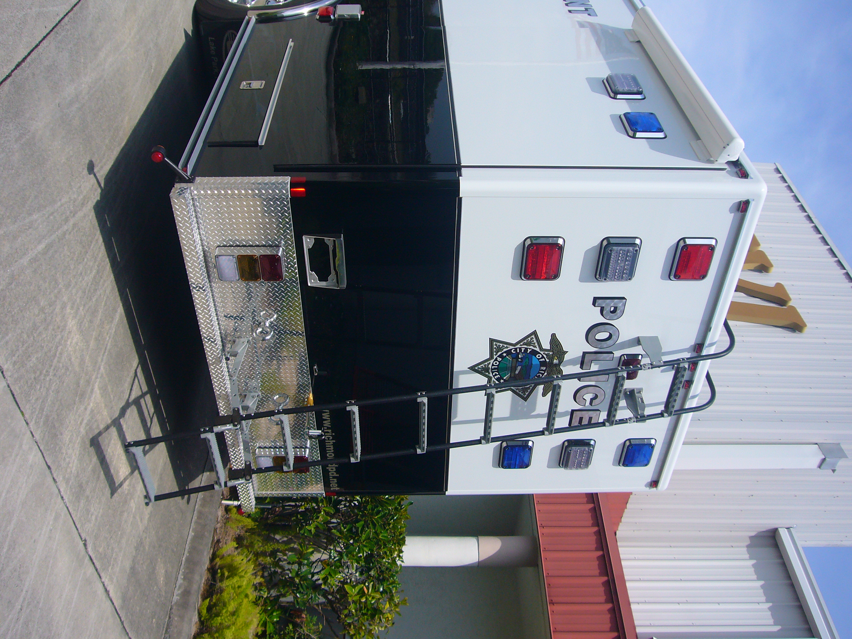 Mobile Command-Communication Truck - Richmond Police Department | EVI
