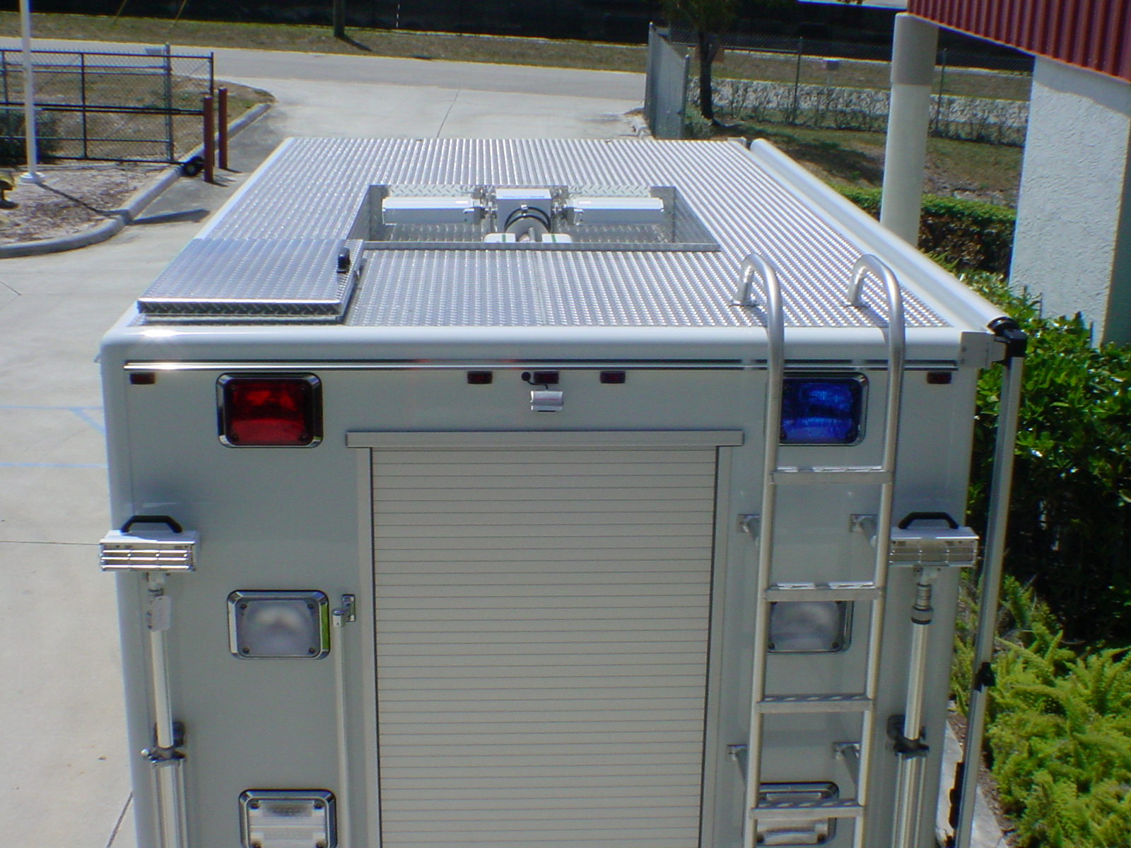 Crew Body Haz-Mat Vehicle - City of Humacao | EVI