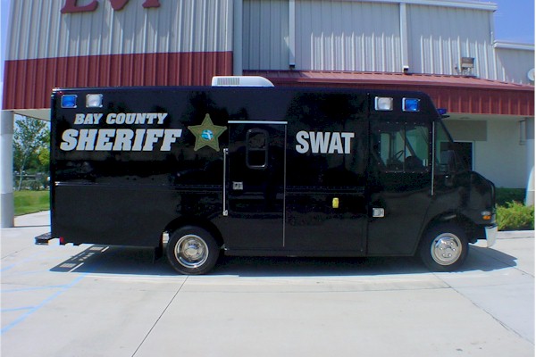 SWAT Step Van Transport Vehicle Conversion - Bay Co. S.O. | EVI