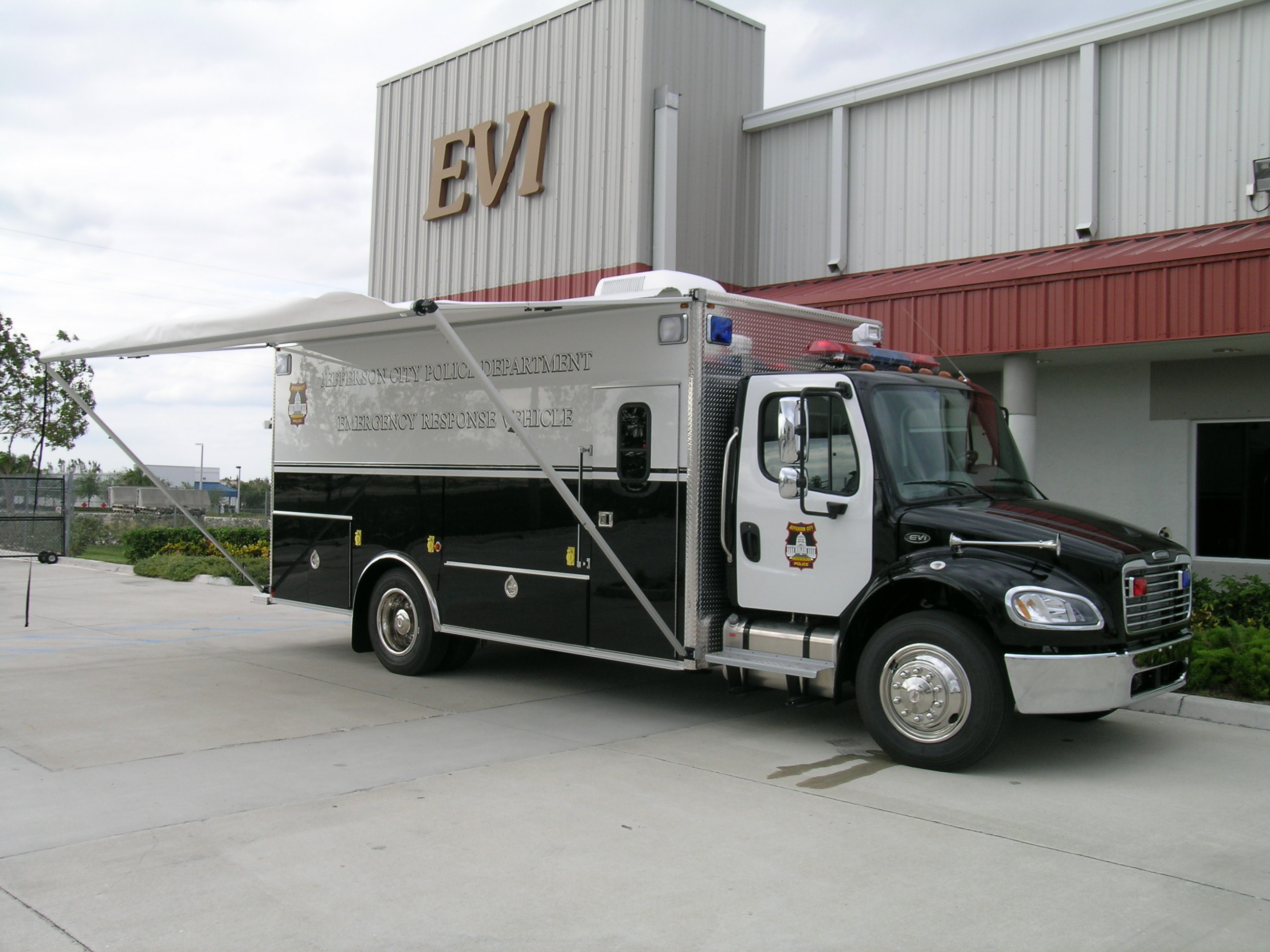 Emergency Response Mobile Command - Jefferson City PD | EVI