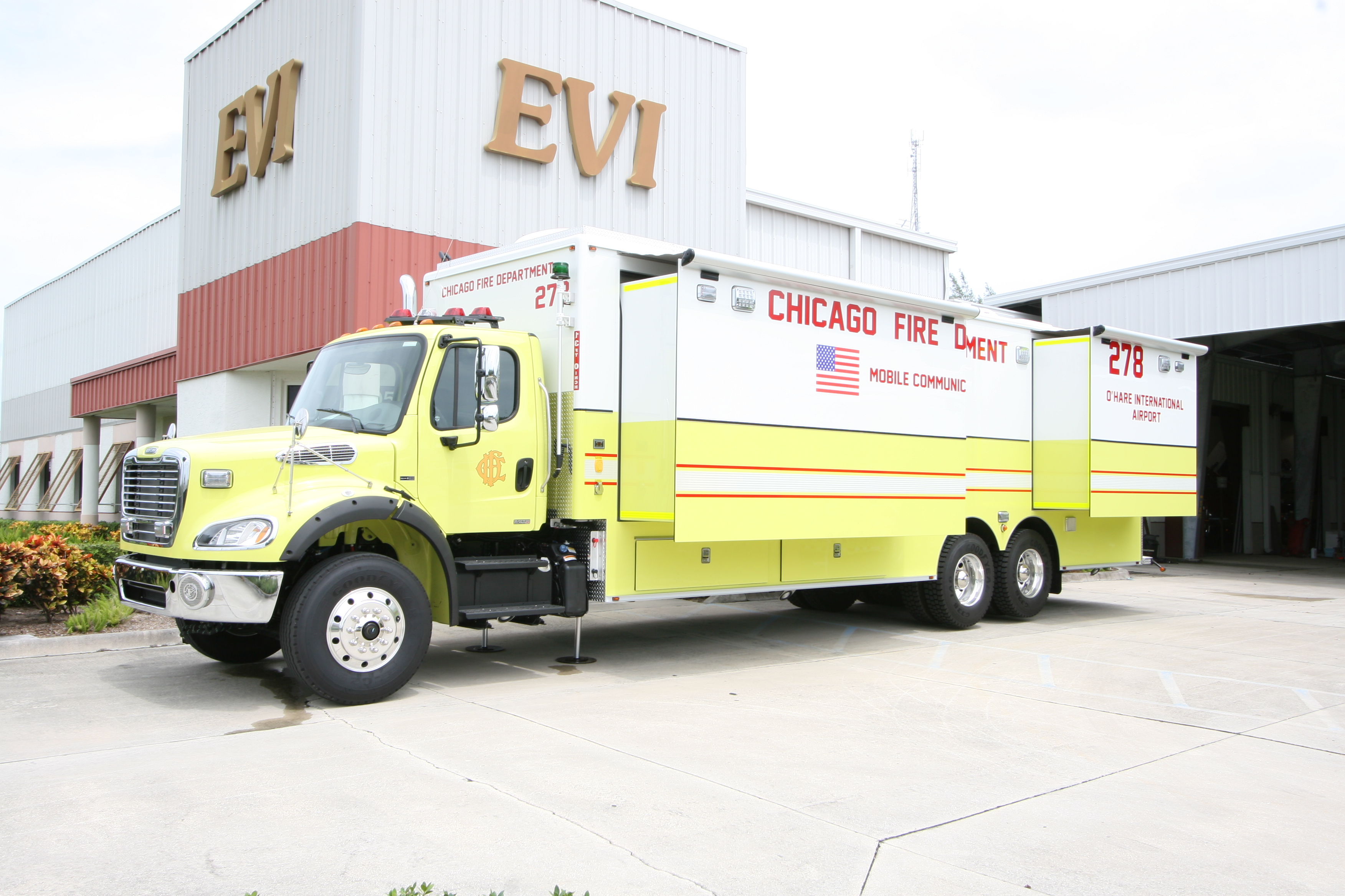 Fire Rescue Mobile Comand Post - Chicago Fire Dept. | EVI