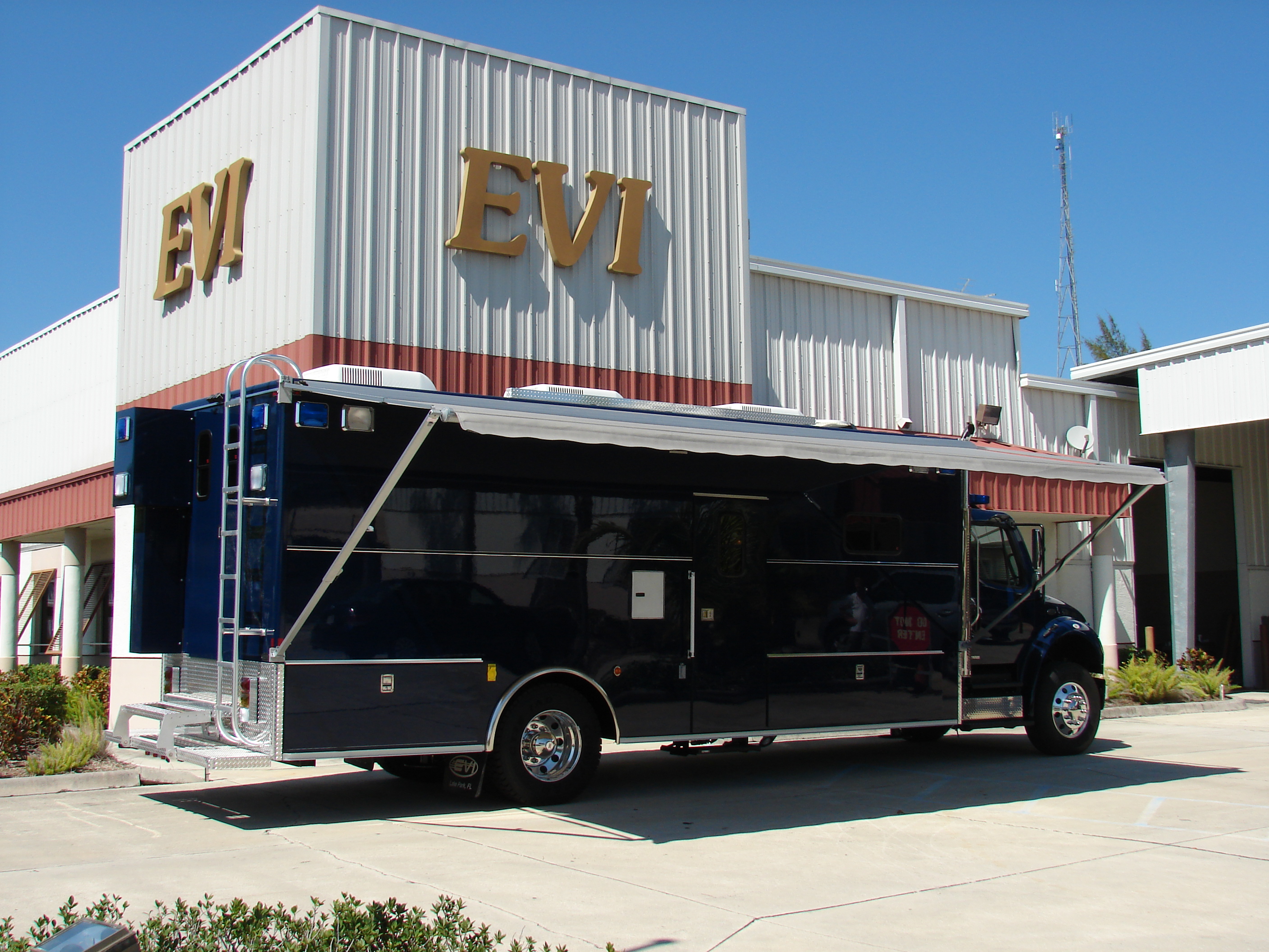 Command SWAT Vehicle - Puerto Rico Police Dept. | EVI