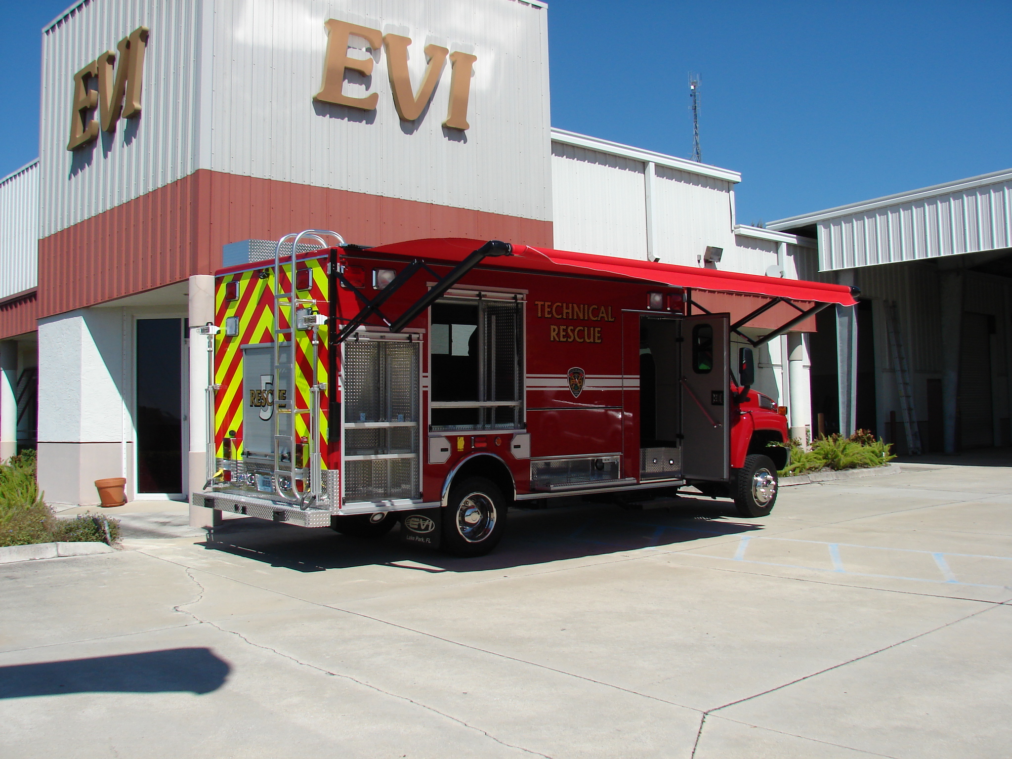 Water Rope Rescue - New Albany Fire Dept. | EVI