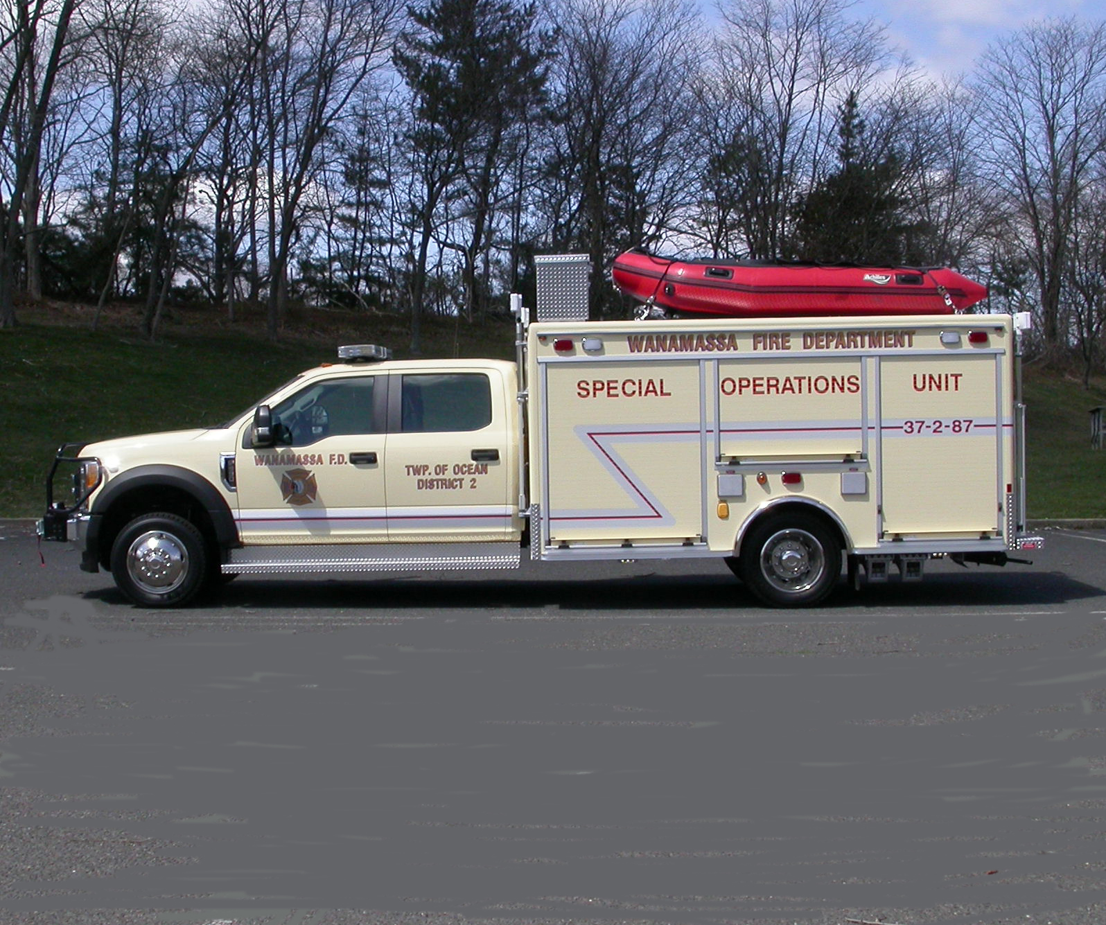 Custom 13 Ft Light Rescue - Ocean TWP | EVI Fire Trucks