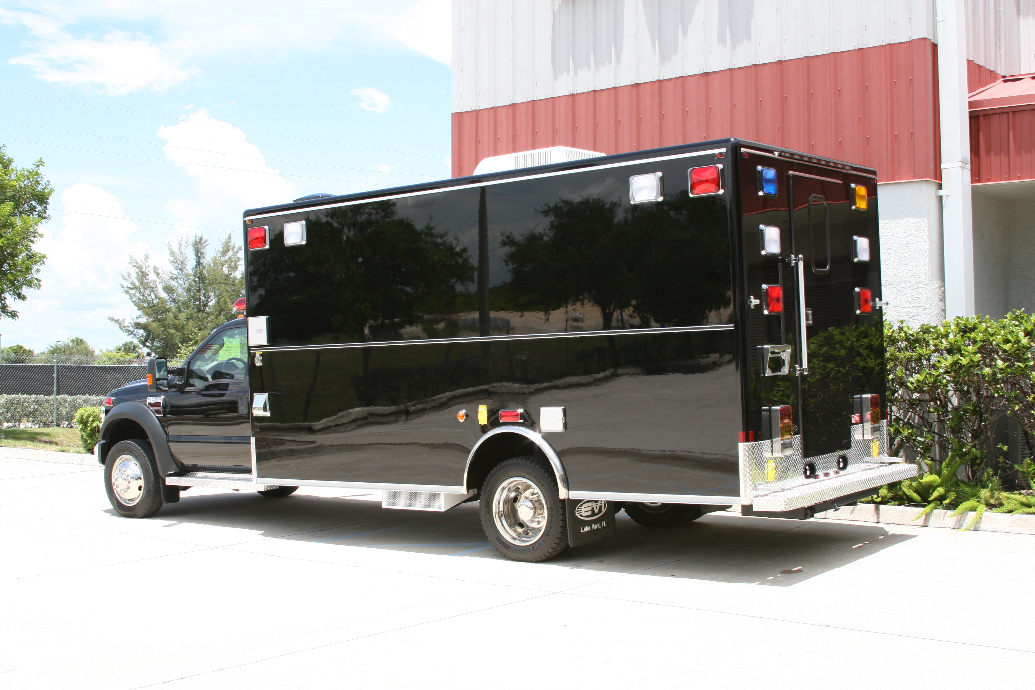 DWI Mobile Processing Vehicle - Monroe Co. S.O. | EVI