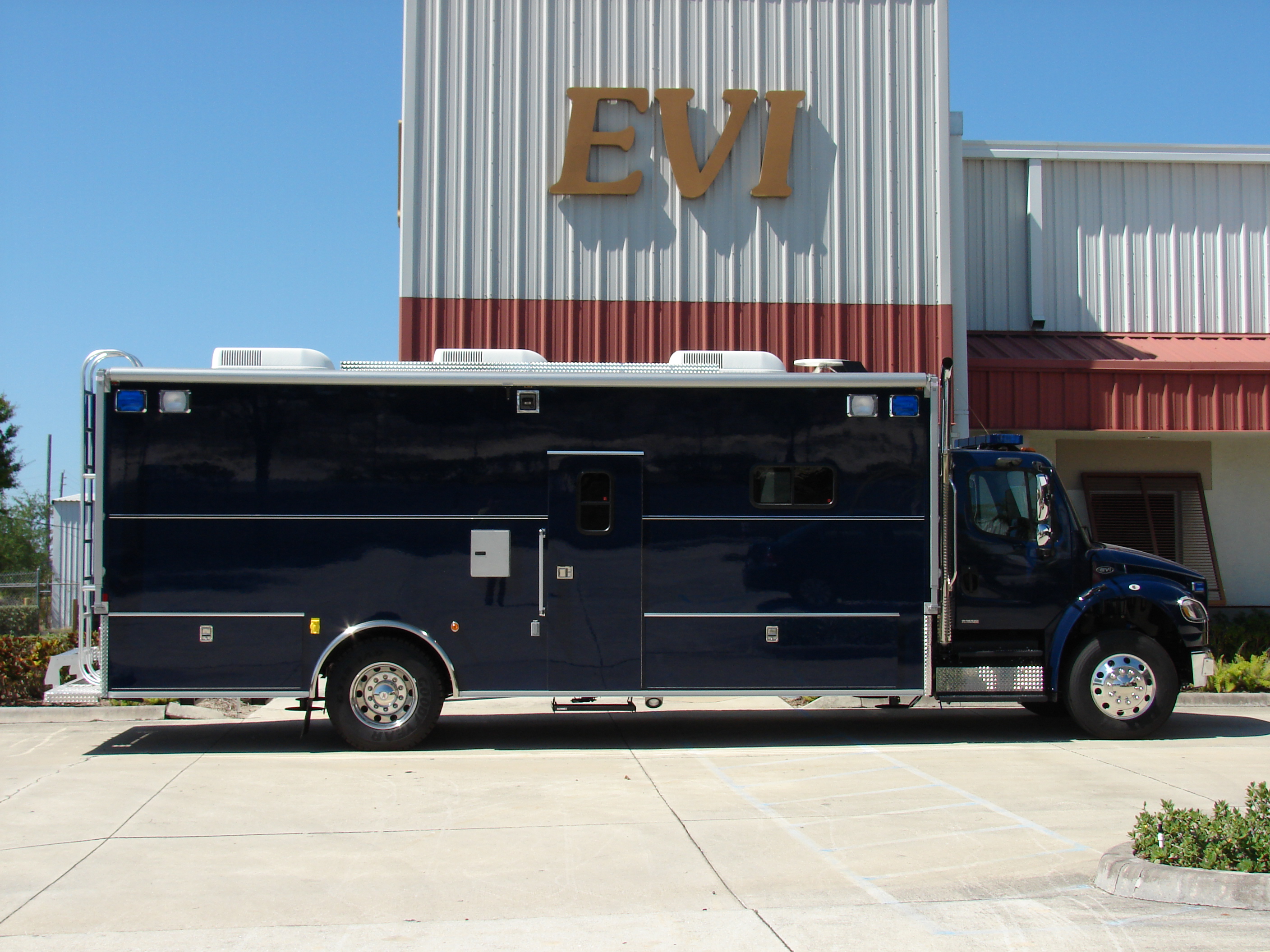 Command SWAT Vehicle - Puerto Rico Police Dept. | EVI