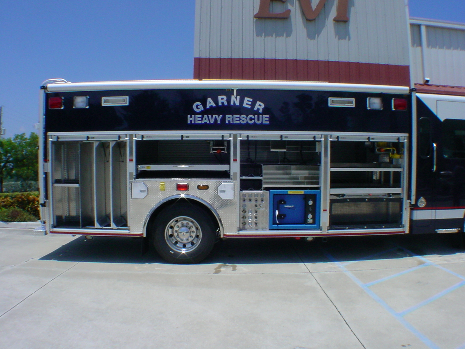EVI Custom Heavy Rescues | Garner EMS & Rescue Squad, Inc.
