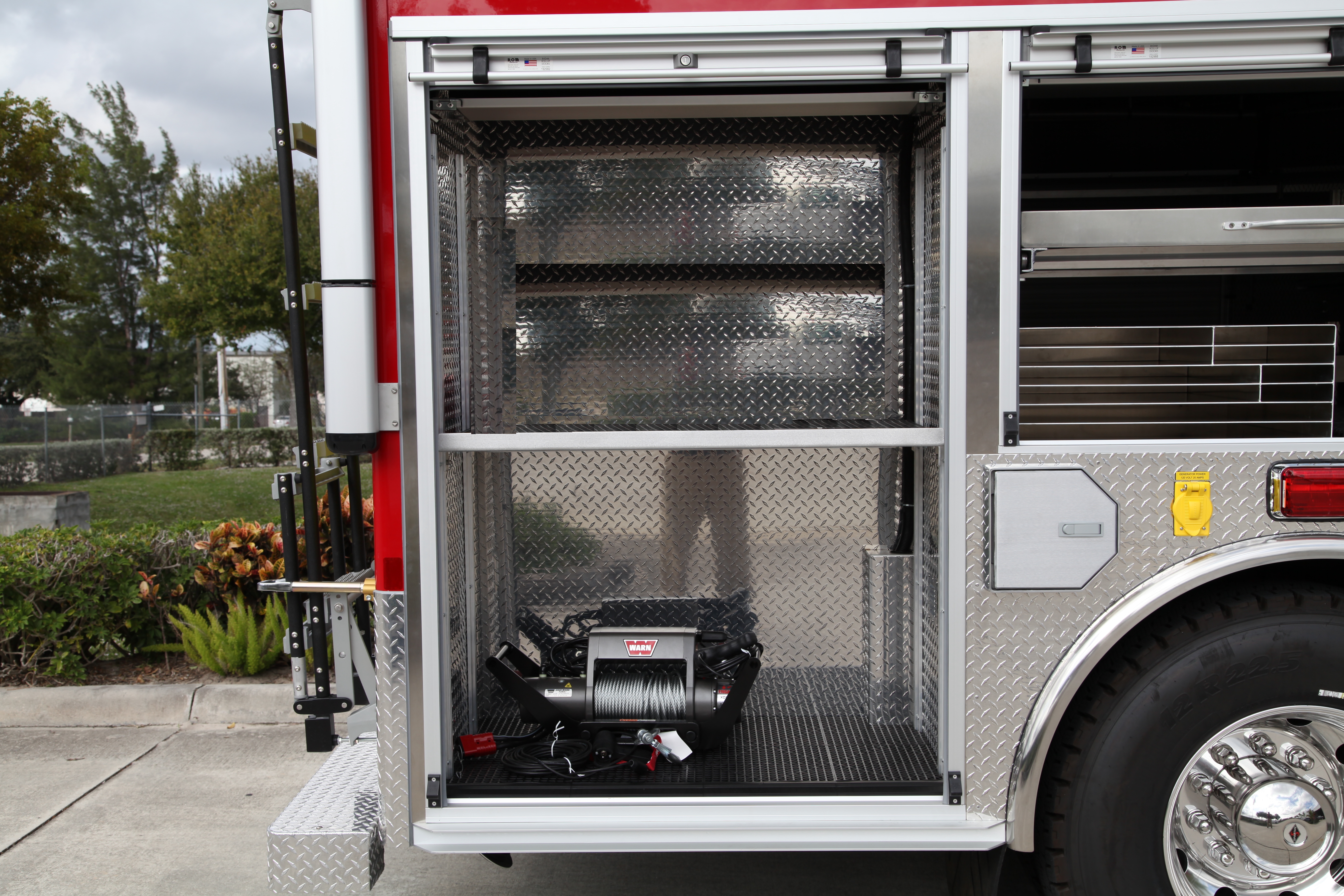 Medium Rescues Apparatus 17-Ft. - Warners Fire Department | EVI