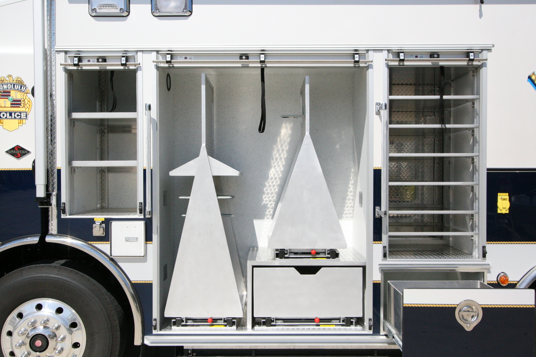 Tactical Command Vehicle - Honolulu Police Dept. | EVI